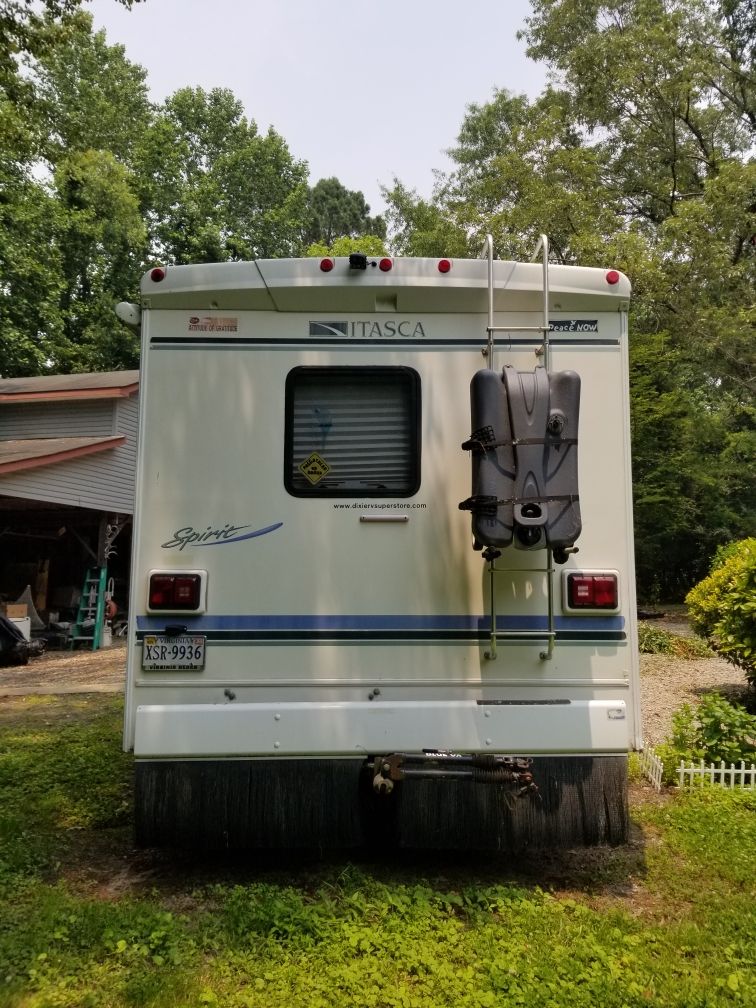 2005 Itasca Spirit 29B - National Vehicle