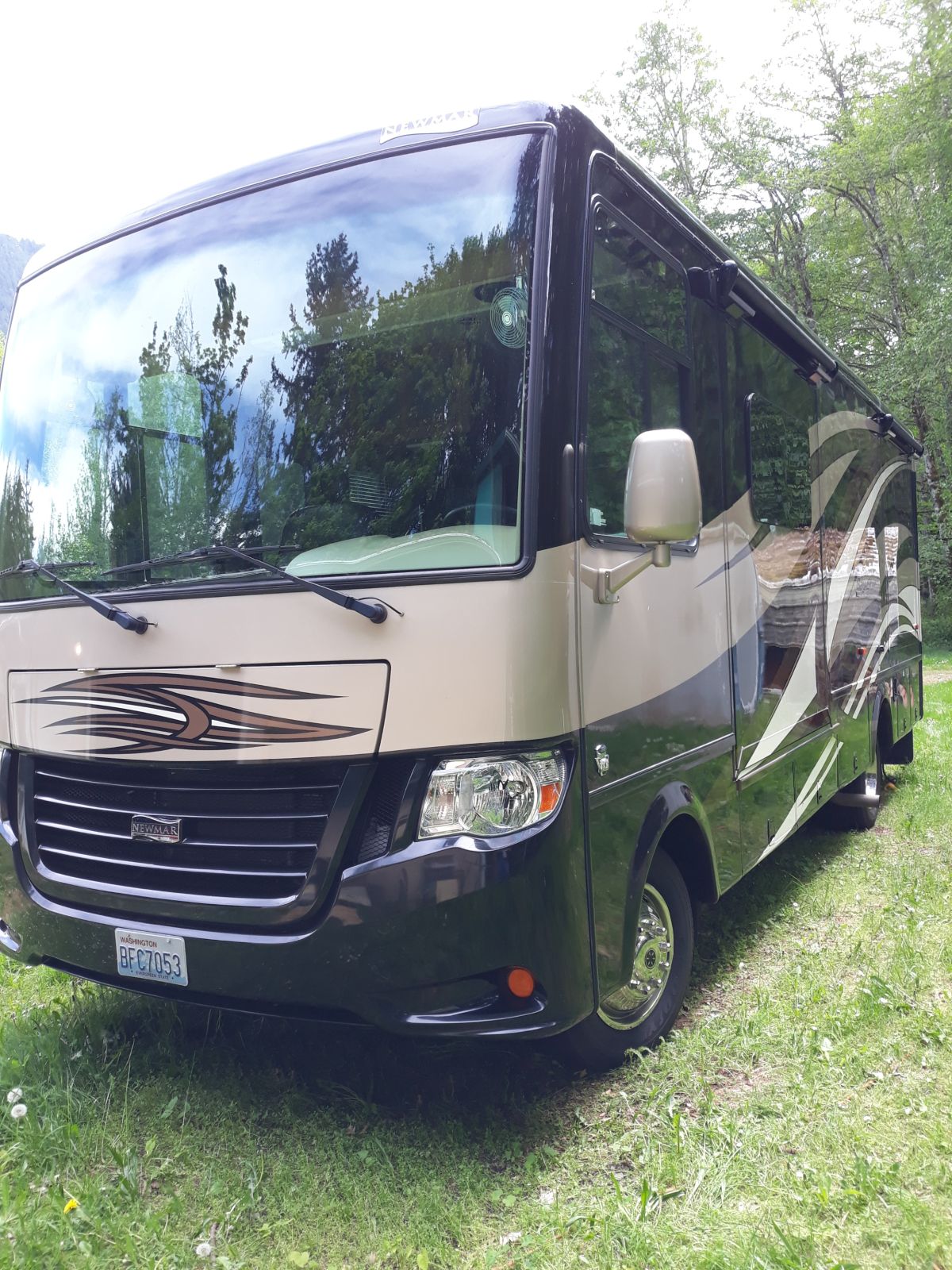 2017 Newmar Bay Star Sport 2812 - National Vehicle