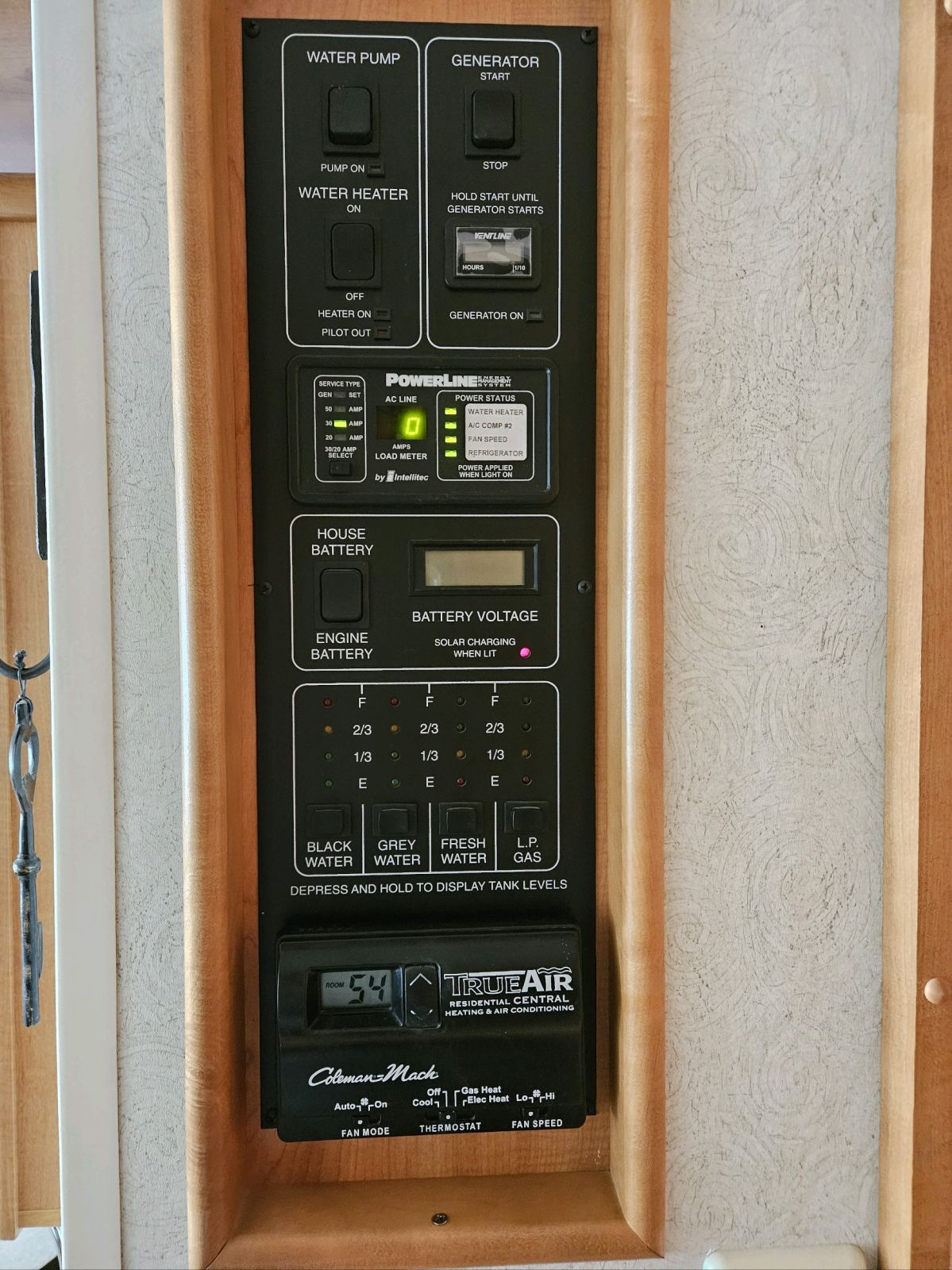 2005 Winnebago Adventurer 35A - National Vehicle