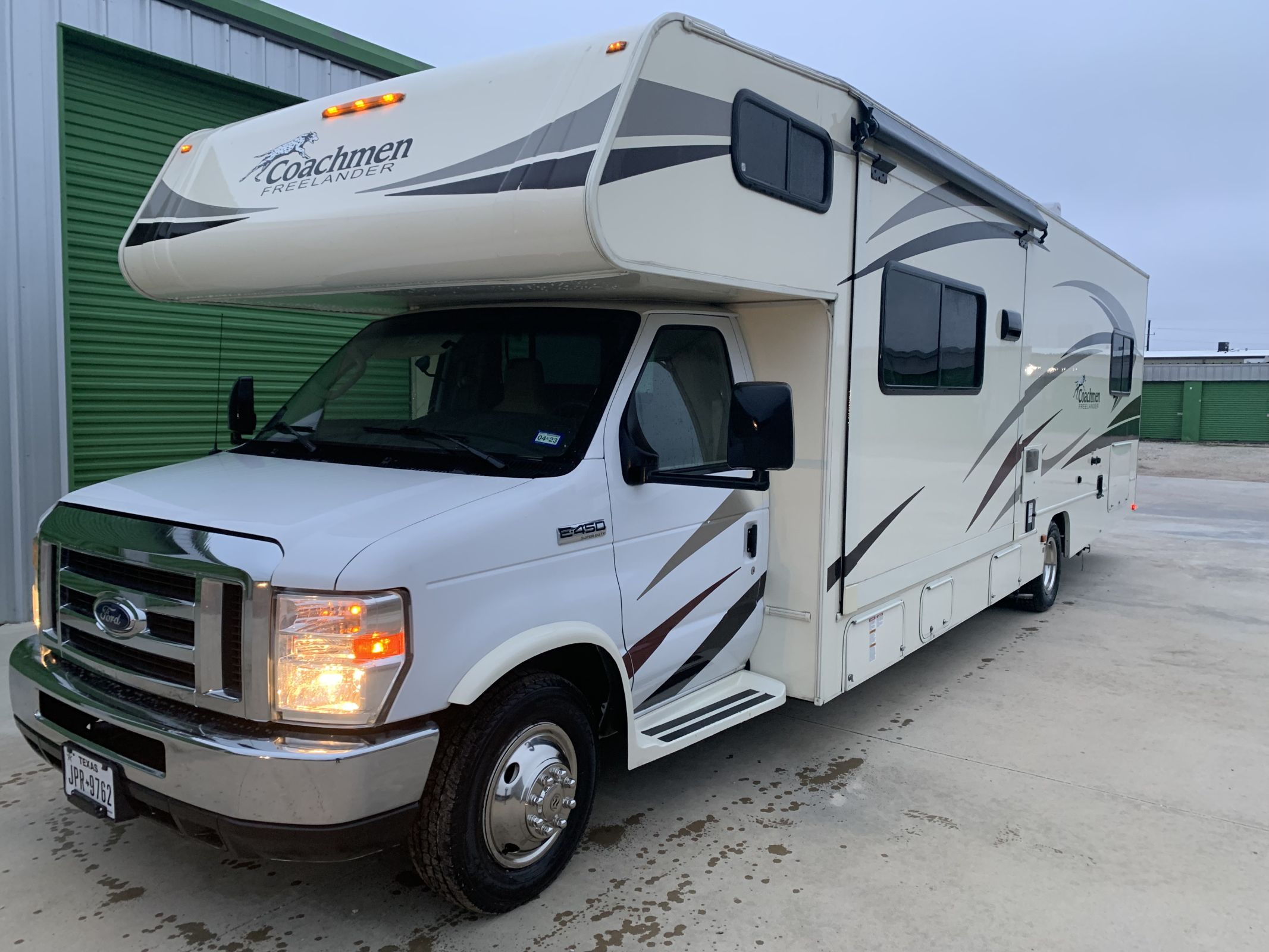 2017 Coachmen Freelander 31BH - National Vehicle