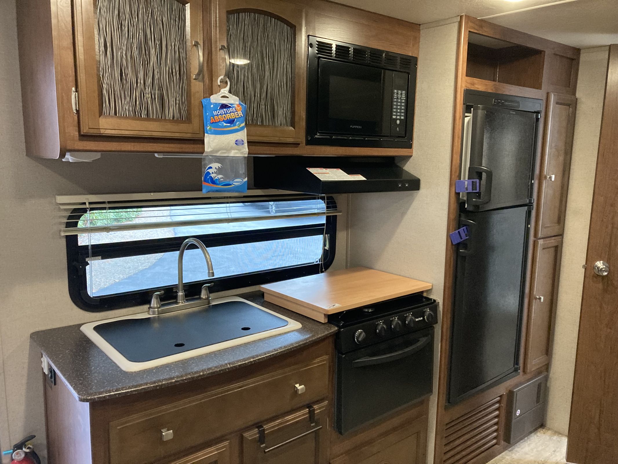 2017 Coachmen Freedom Express 248RBS - National Vehicle