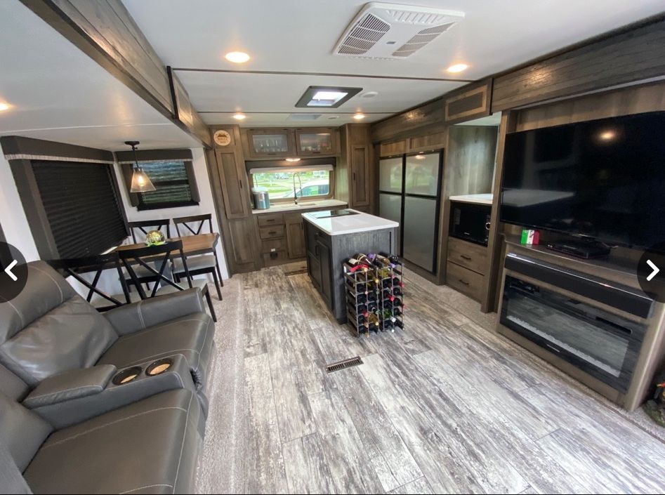 2020 Keystone Sprinter Limited 333FKS - National Vehicle