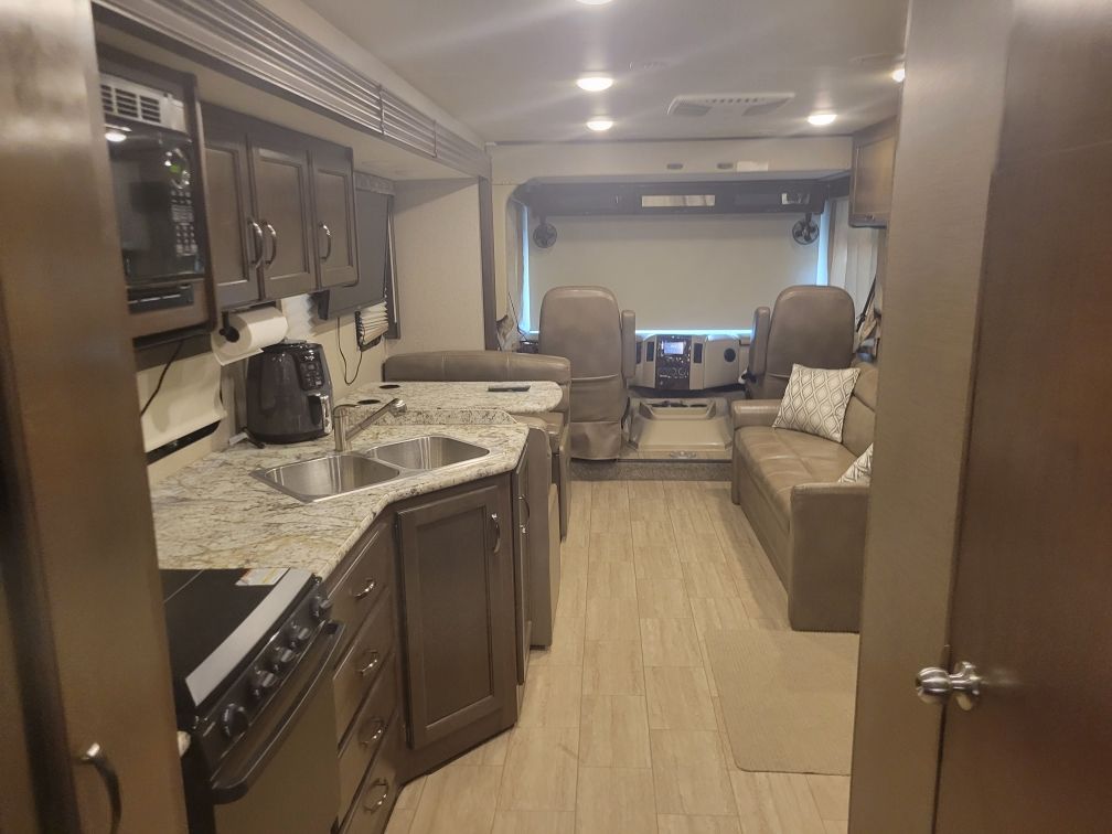 2019 Thor Motor Coach Freedom Traveler A30 - National Vehicle