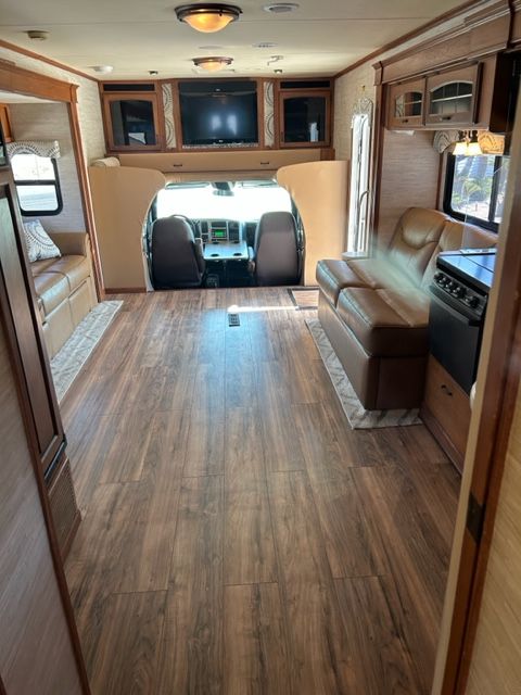 2008 Jayco Seneca HD 35GS - National Vehicle