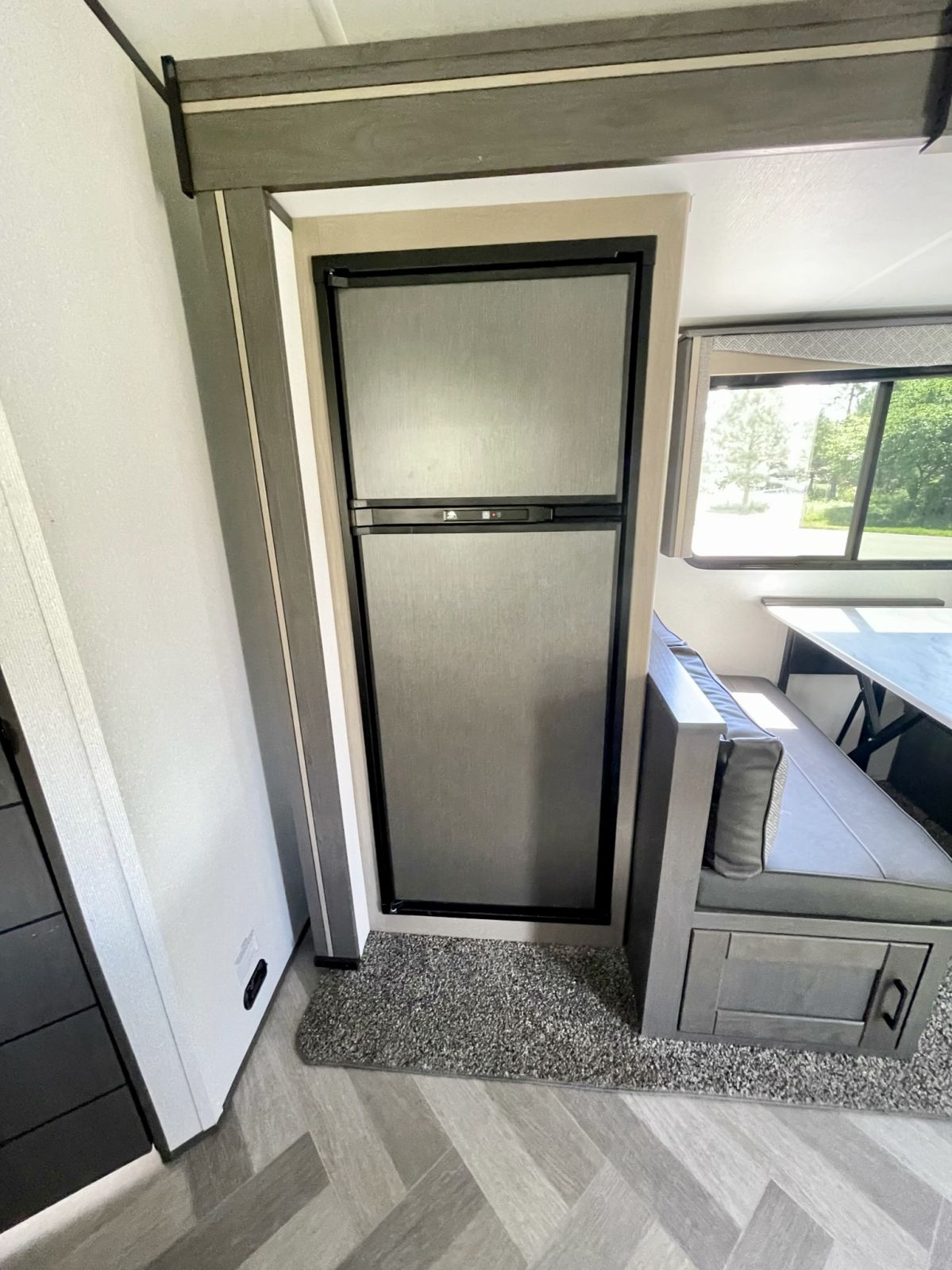 2021 Cruiser RV Twilight Signature 2600 - National Vehicle