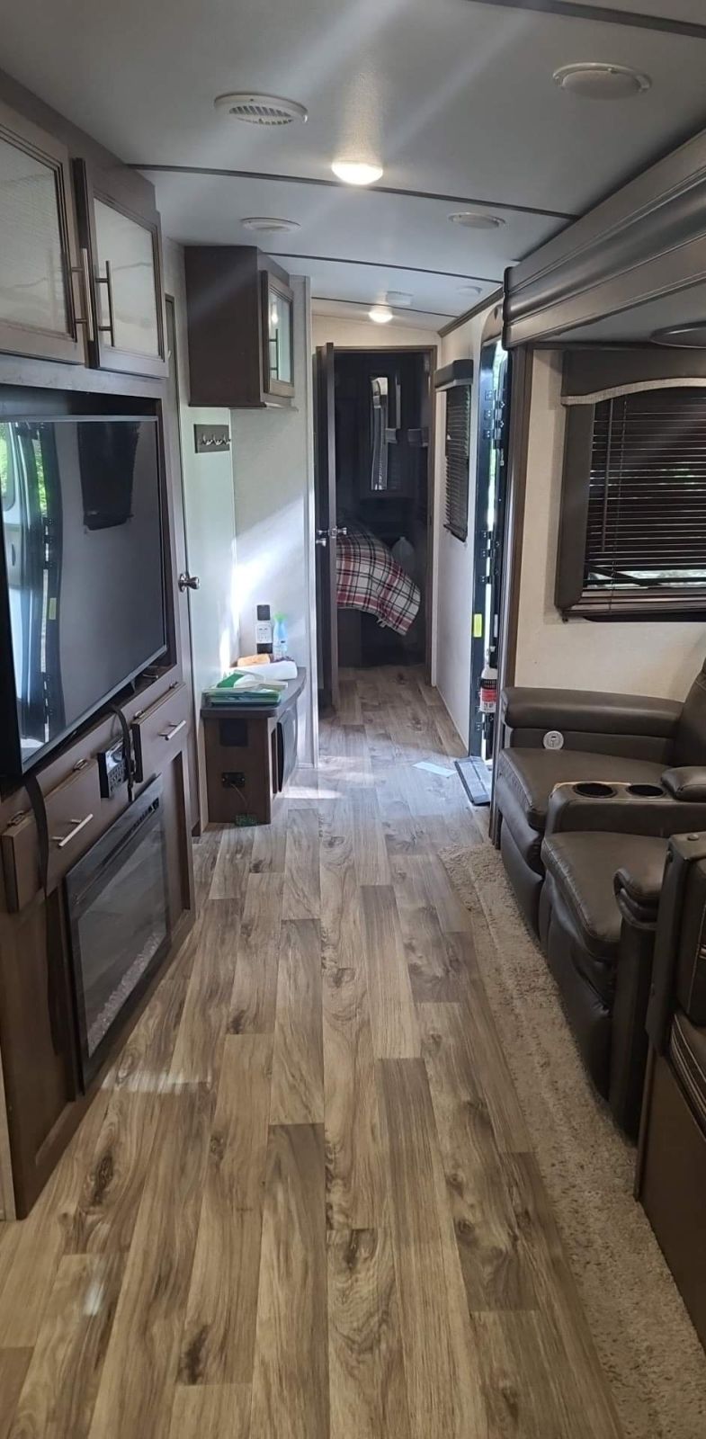 2020 Keystone Cougar 31MBS - National Vehicle