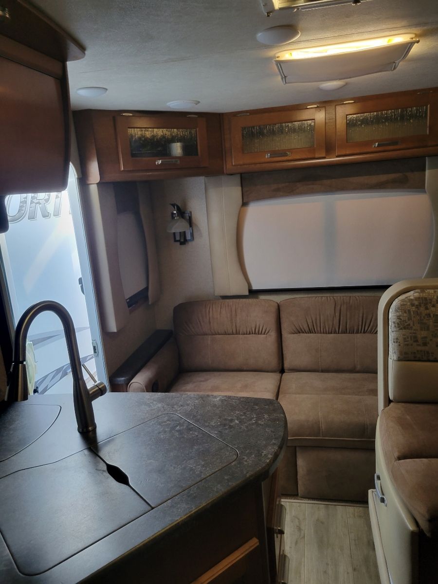 2020 Lance Travel Trailer 2375 - National Vehicle