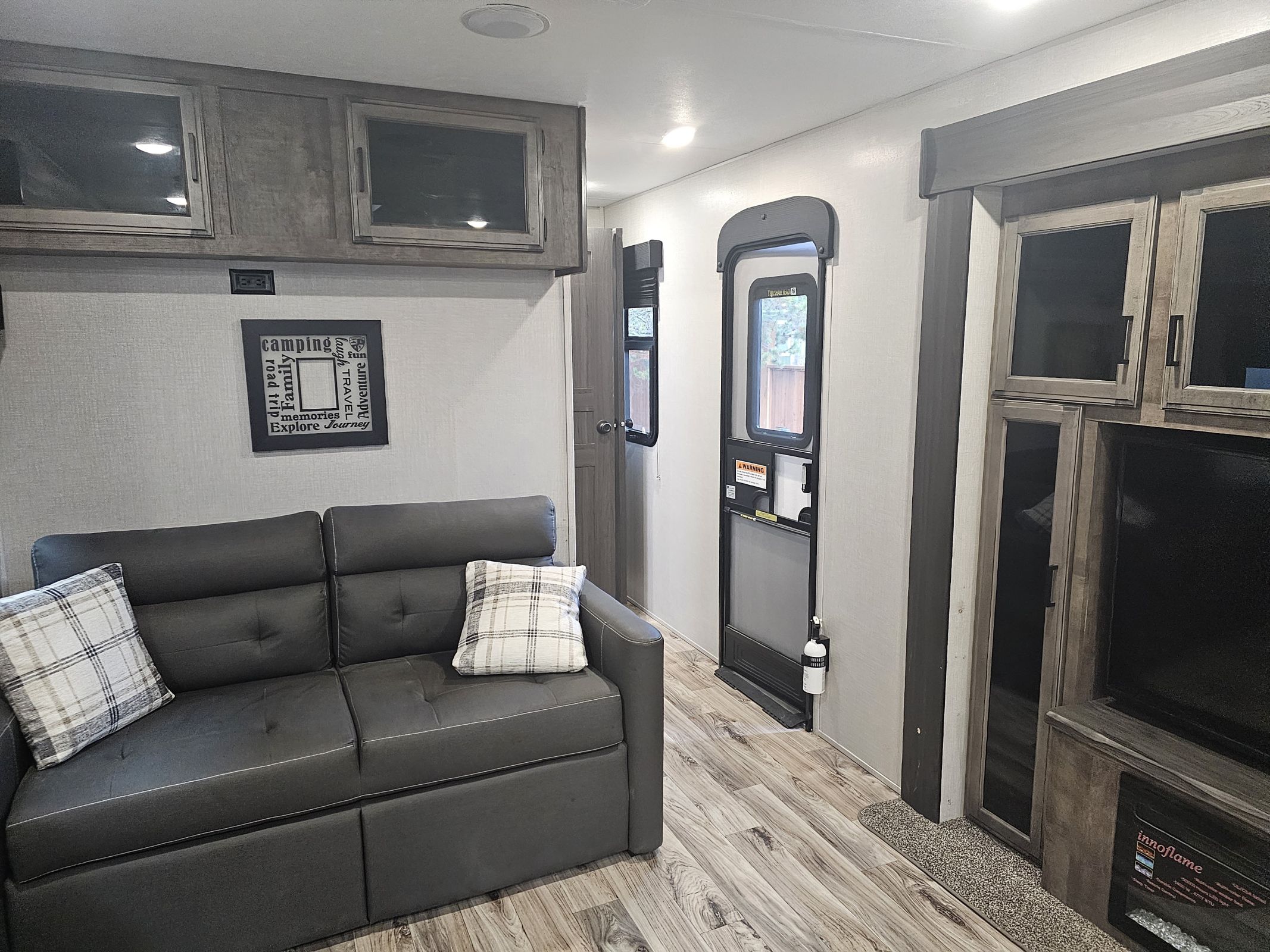 2021 Venture RV Sport Trek Touring Edition 336VRK - National Vehicle