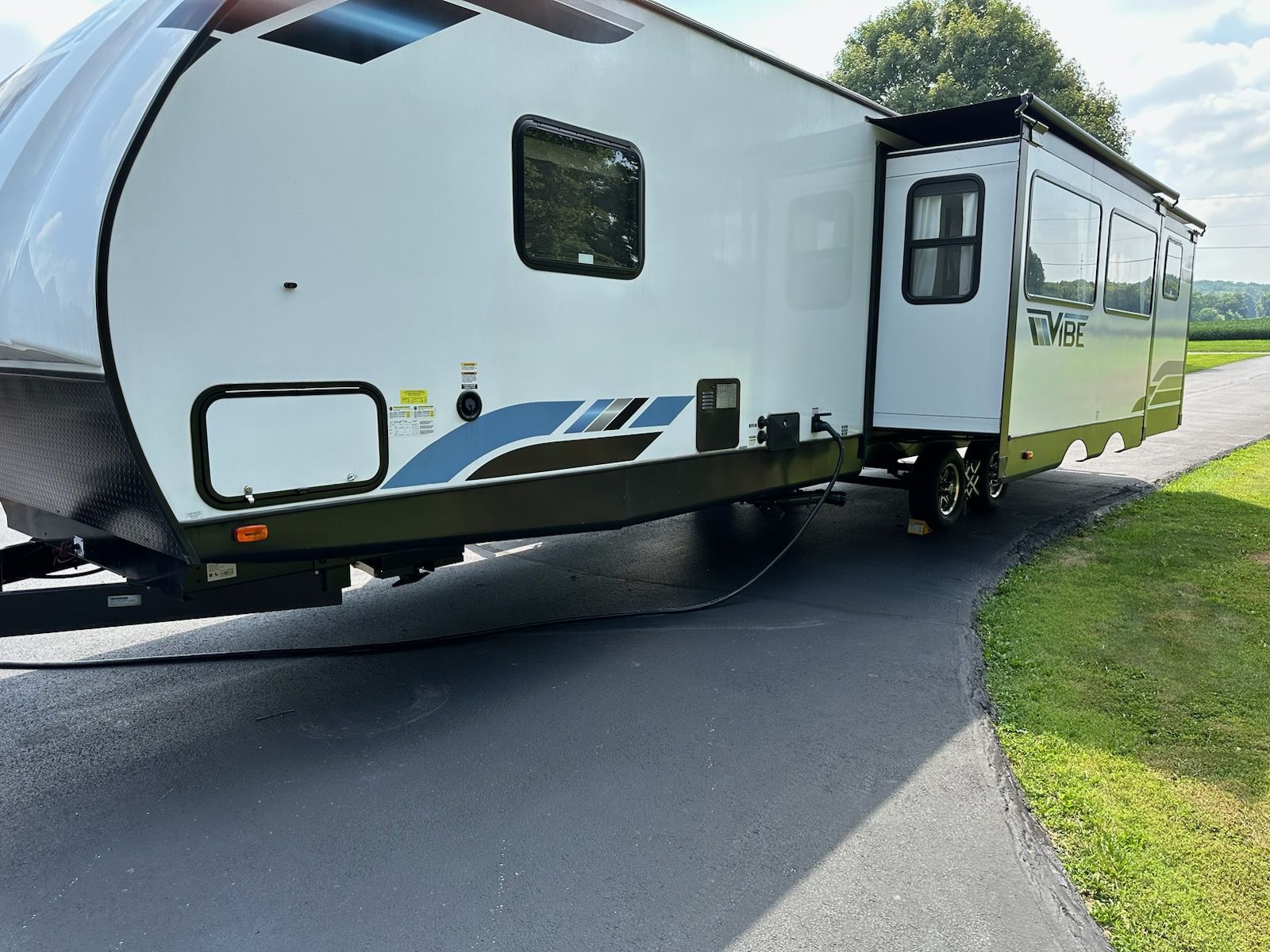 2022 Forest River Vibe 34BH - National Vehicle