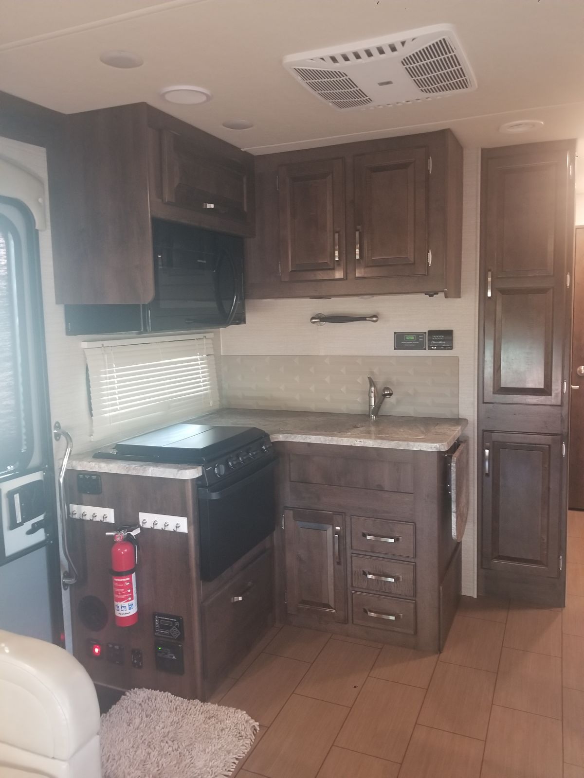 2018 Jayco Greyhawk 31DS - National Vehicle