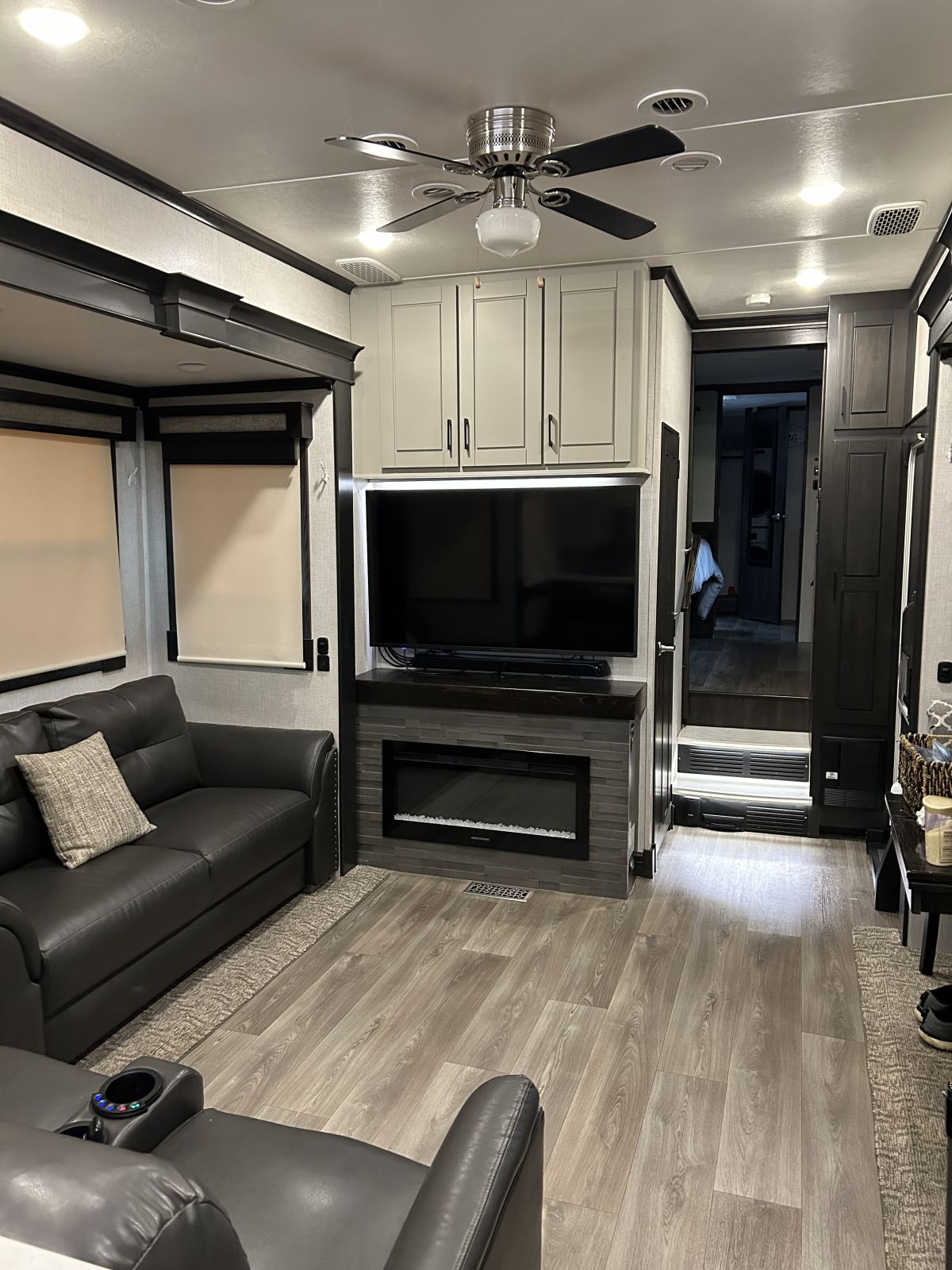 2021 Redwood RV 5th Wheel 4001 LK - National Vehicle