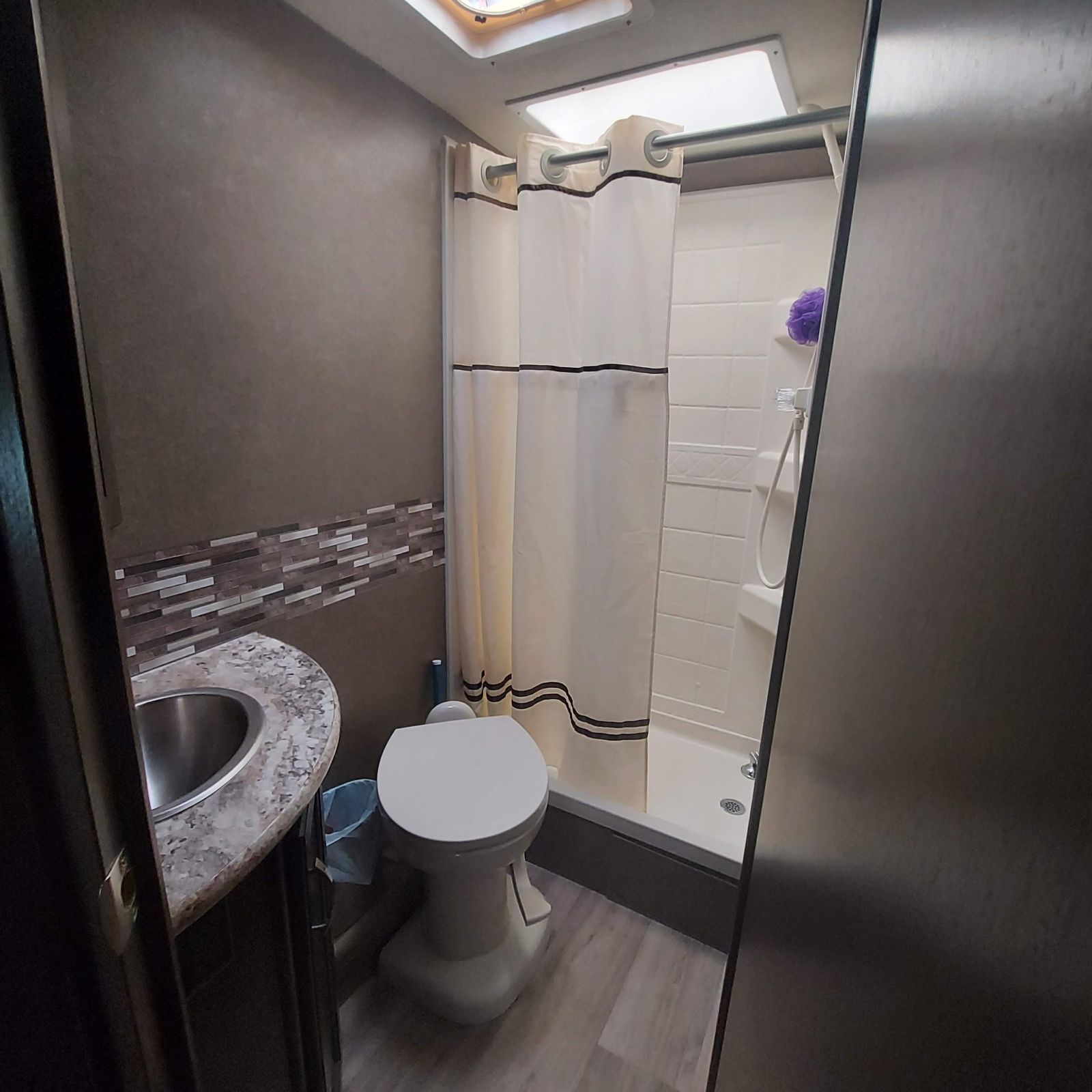 2020 Thor Motor Coach Freedom Elite 22FE - National Vehicle