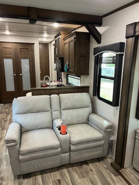 2020 Keystone Cougar 366RDS - National Vehicle