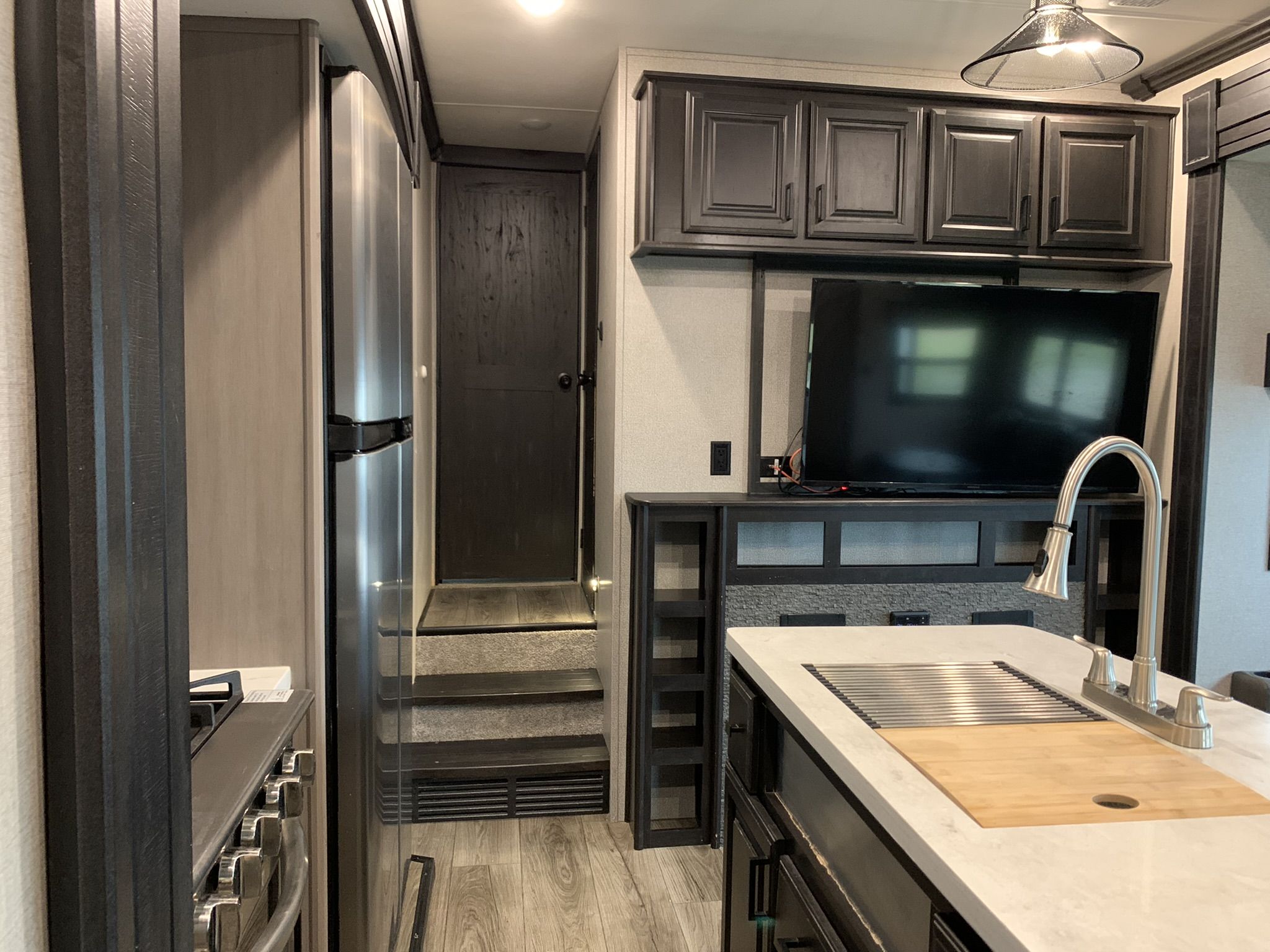 2021 Highland Ridge Mesa Ridge 376FBH - National Vehicle