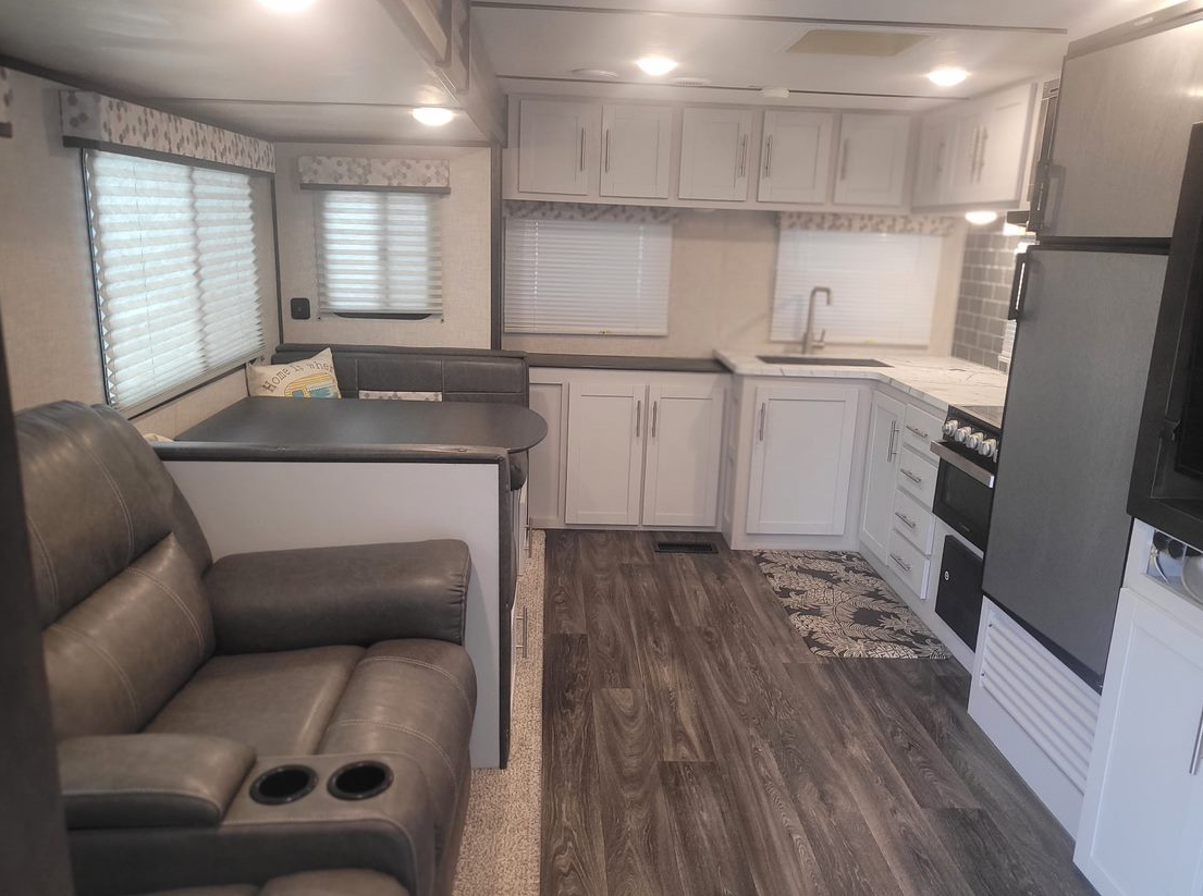 2021 Keystone Bullet Ultra Lite 258RKS - National Vehicle