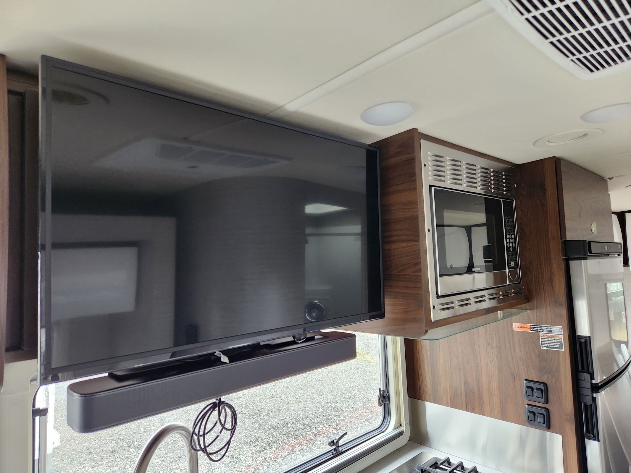 2022 Winnebago Navion 24V - National Vehicle