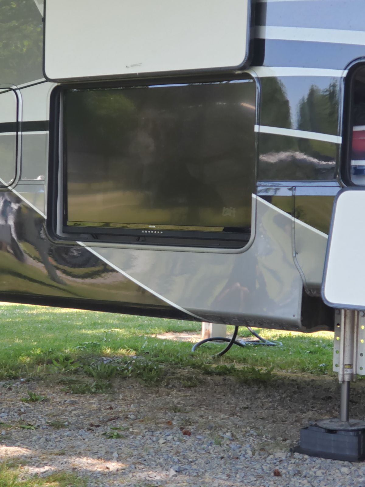 2021 Forest River Riverstone Legacy 42FSKG - National Vehicle