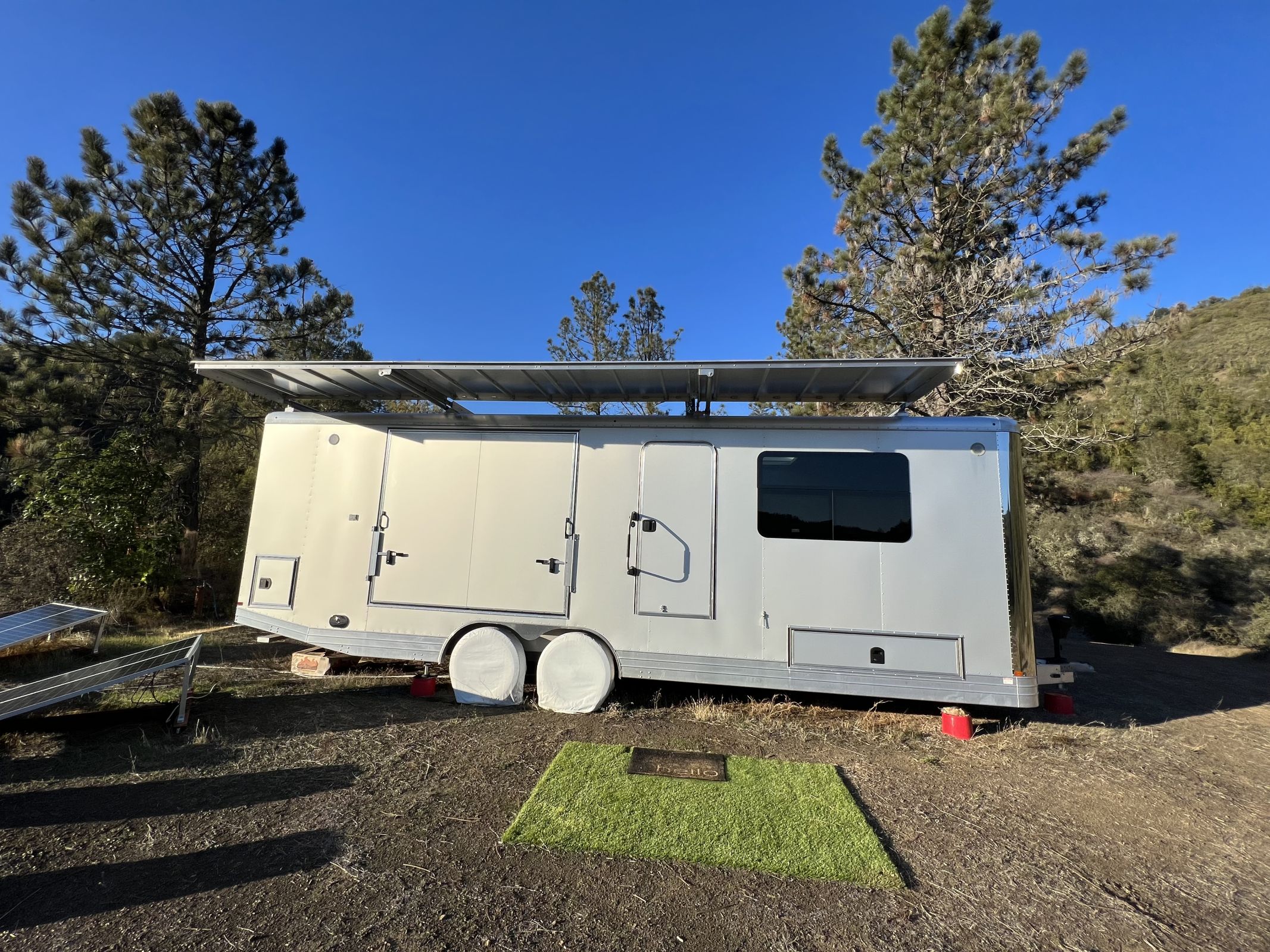 2021 Living Vehicle Max - National Vehicle