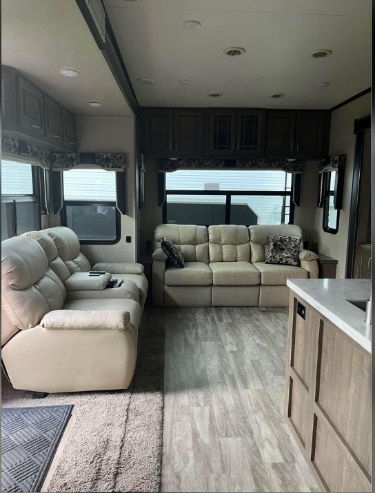 2017 K-Z Durango Gold G384RLT - National Vehicle