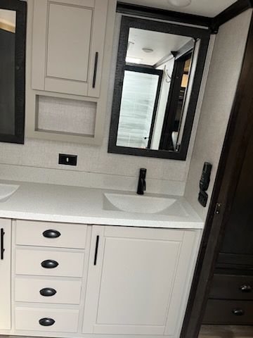 2021 Redwood RV 5th Wheel 4001 LK - National Vehicle