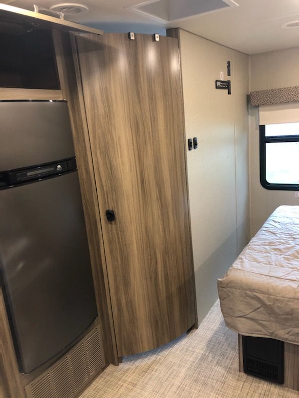2019 Jayco Melbourne Prestige 24LP - National Vehicle