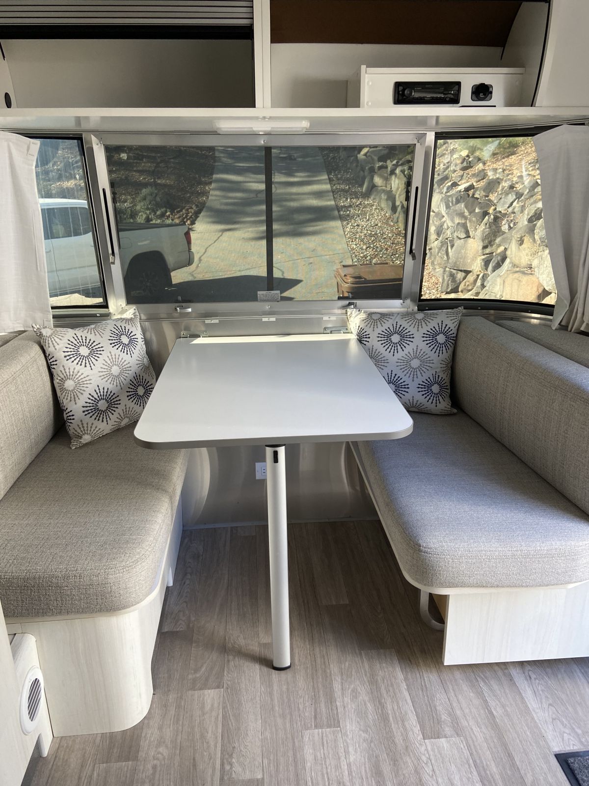 2022 Airstream Bambi 19CB - National Vehicle