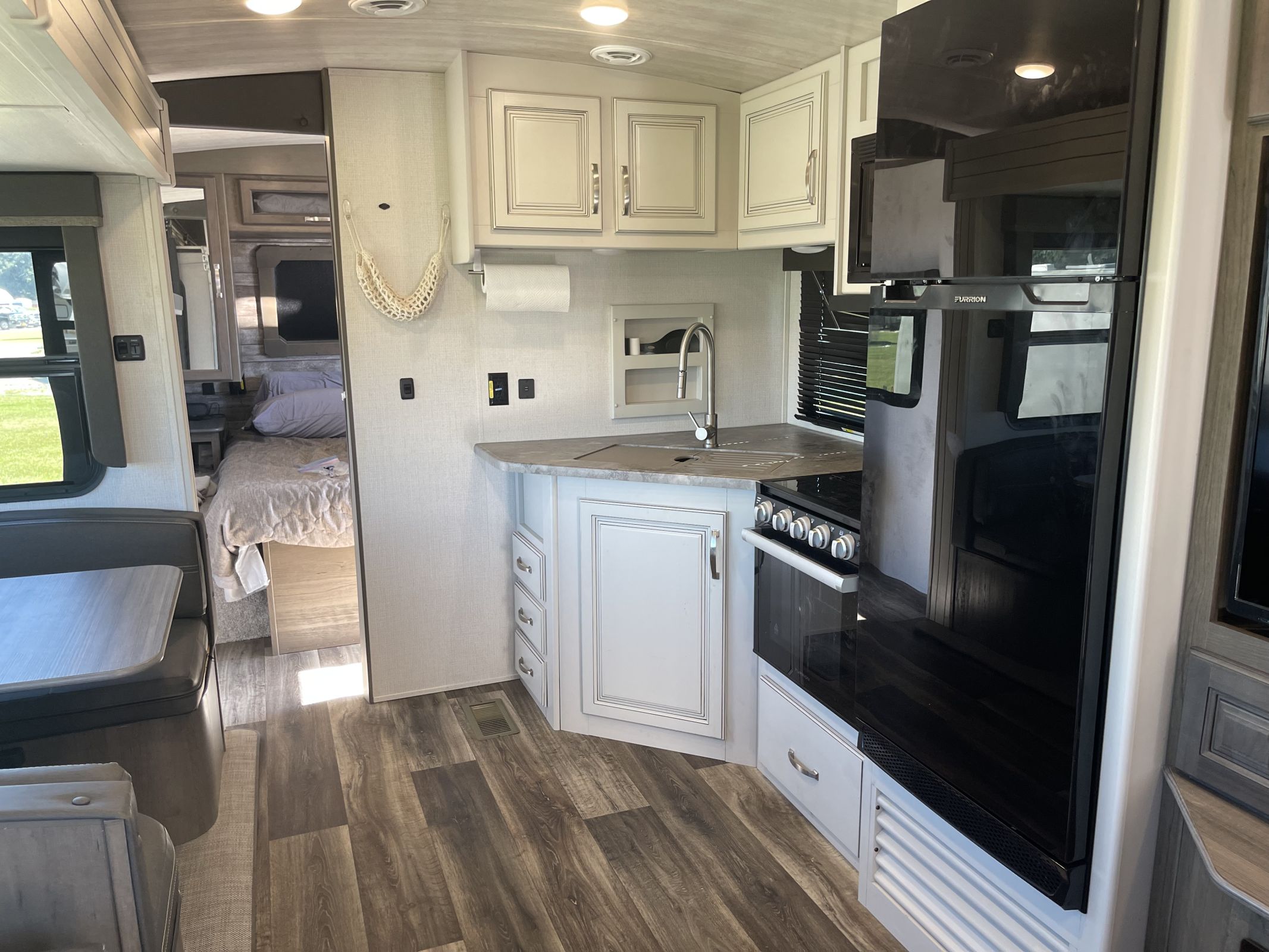 2023 Keystone Cougar 26RBS - National Vehicle