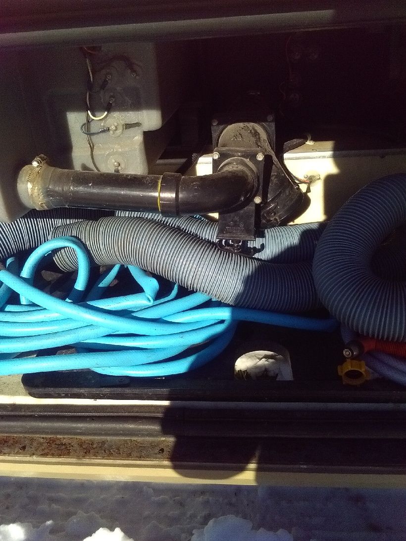 1995 Fleetwood Bounder 32H - National Vehicle