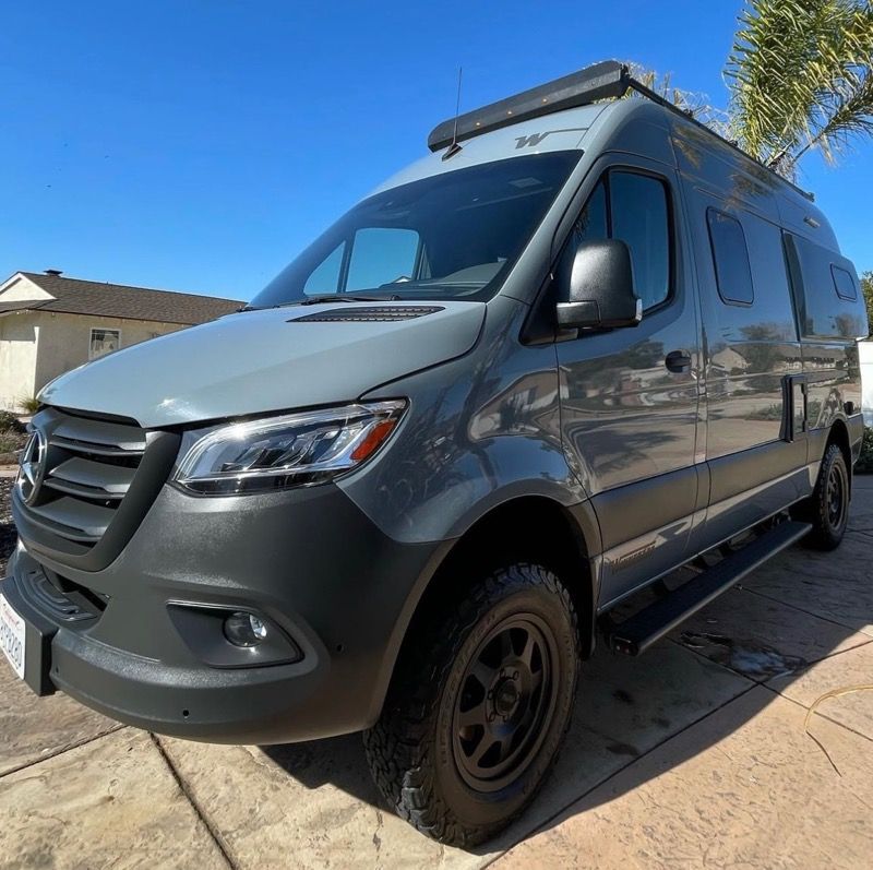 2022 Winnebago Revel 44E 4x4 - National Vehicle