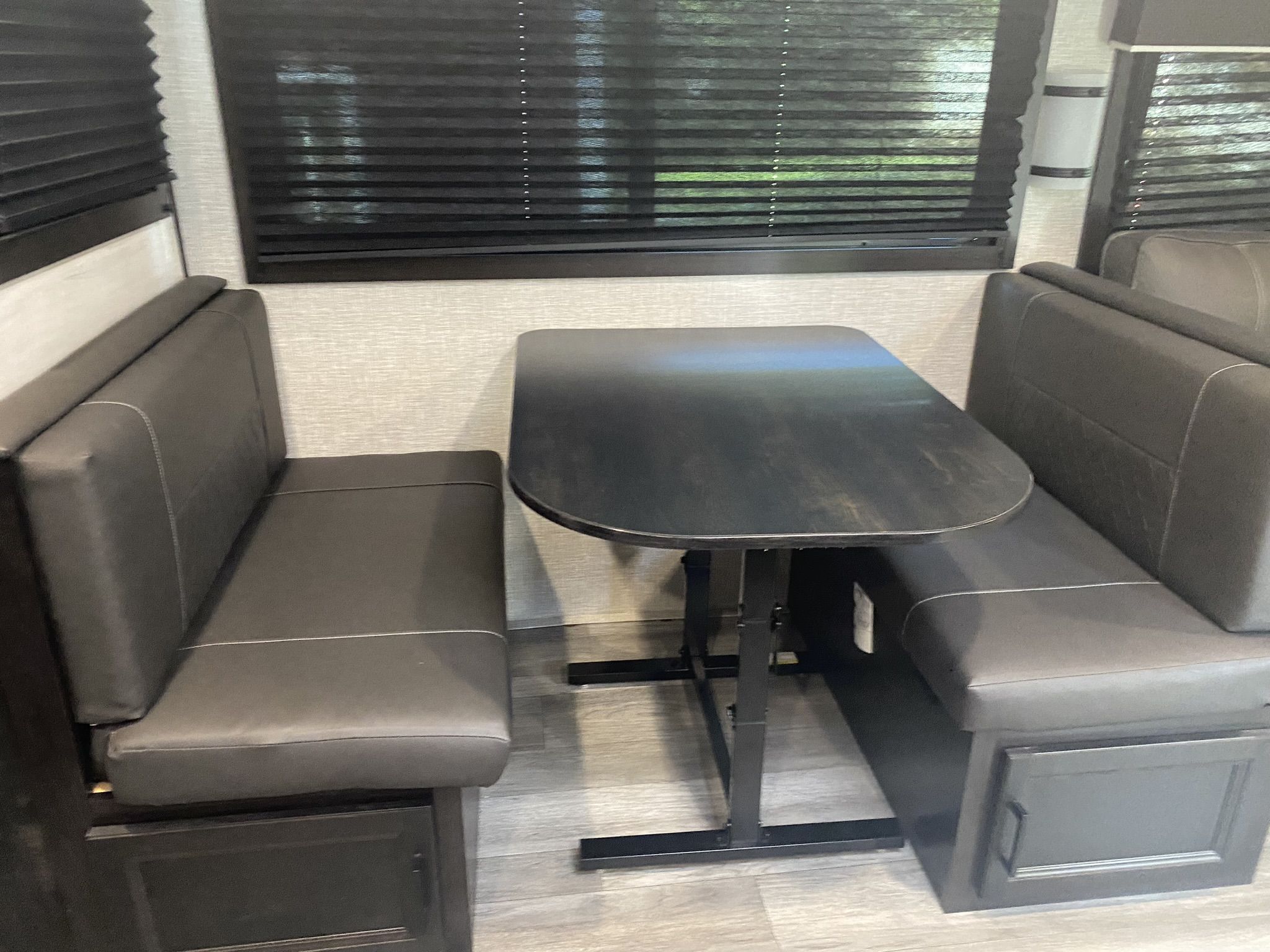 2022 Jayco Jay Flight 33RBTS - National Vehicle