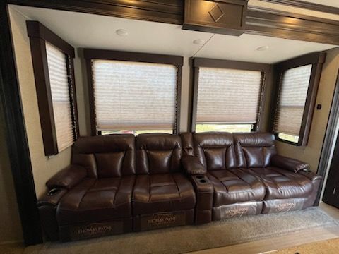 2017 Keystone Carbon 417 - National Vehicle