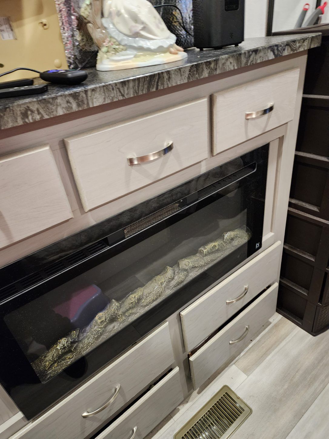 2022 Prime Time Lacrosse Luxury Lite 3411RK - National Vehicle