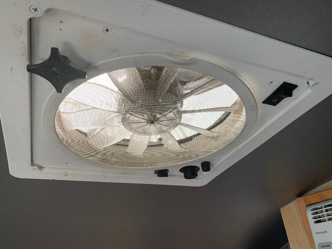 2016 NuCamp T@B 320 S Sofitel - National Vehicle