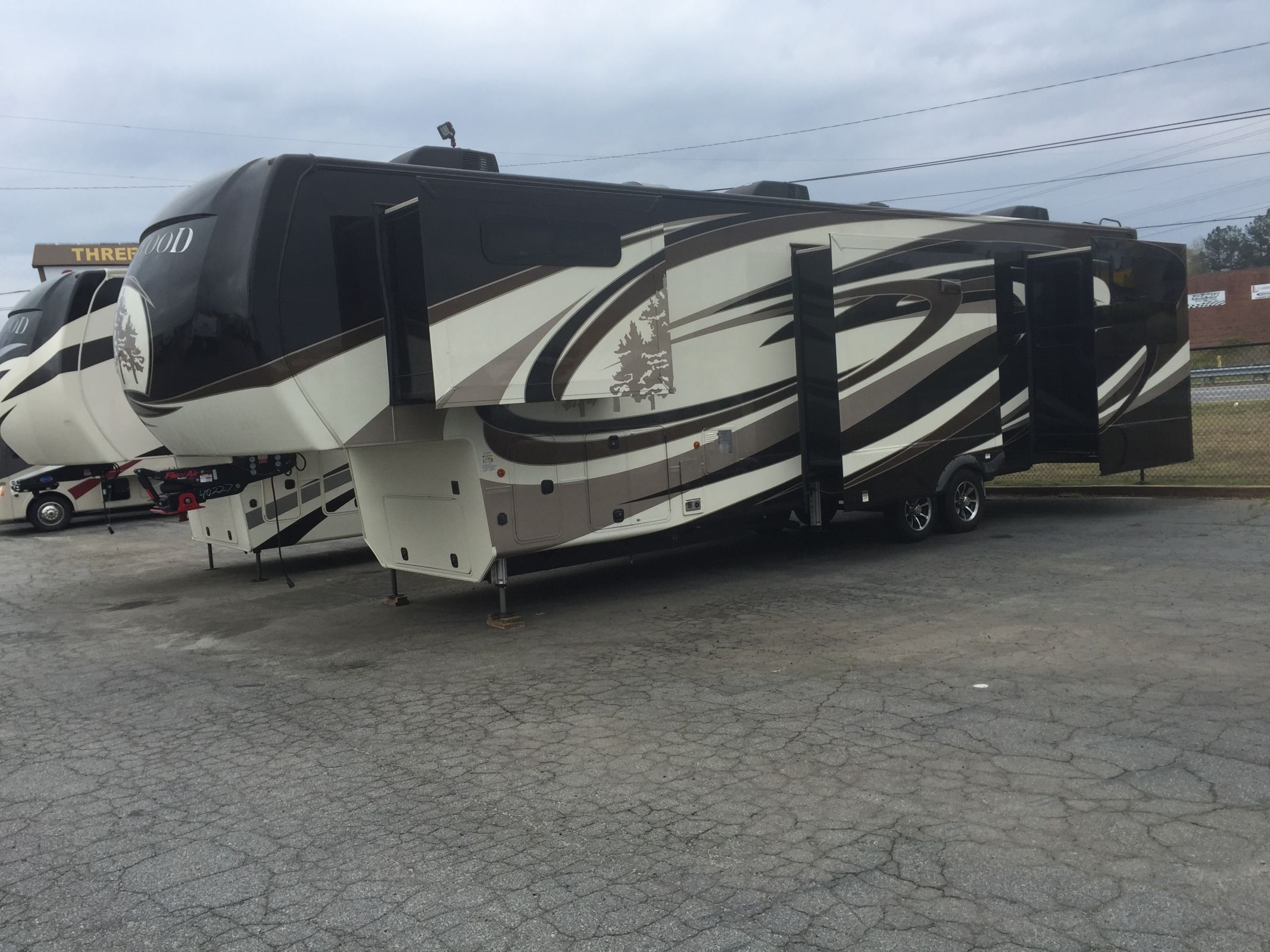 2018 Redwood RV 5th Wheel 3991 RD - National Vehicle