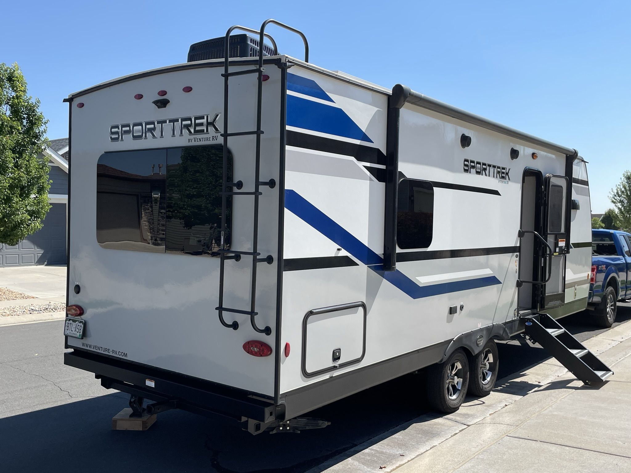 2021 Venture RV Sport Trek 251VFK - National Vehicle