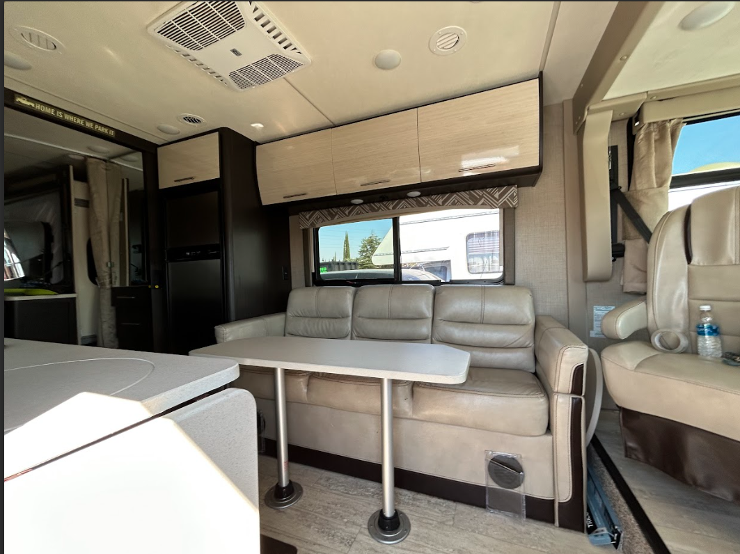 2018 Thor Motor Coach Axis 25.3 - National Vehicle