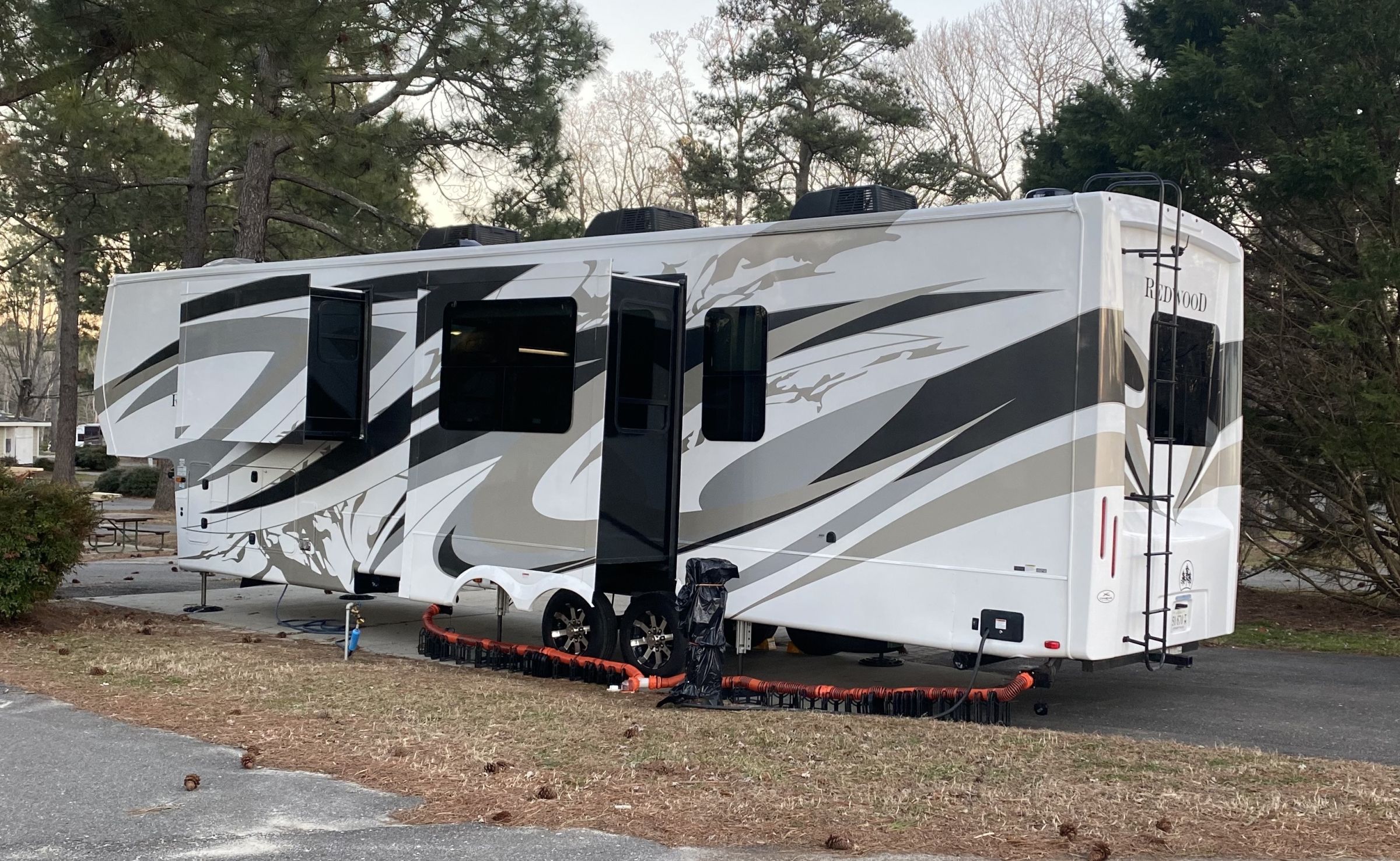 2021 Redwood RV 5th Wheel 4001 LK - National Vehicle