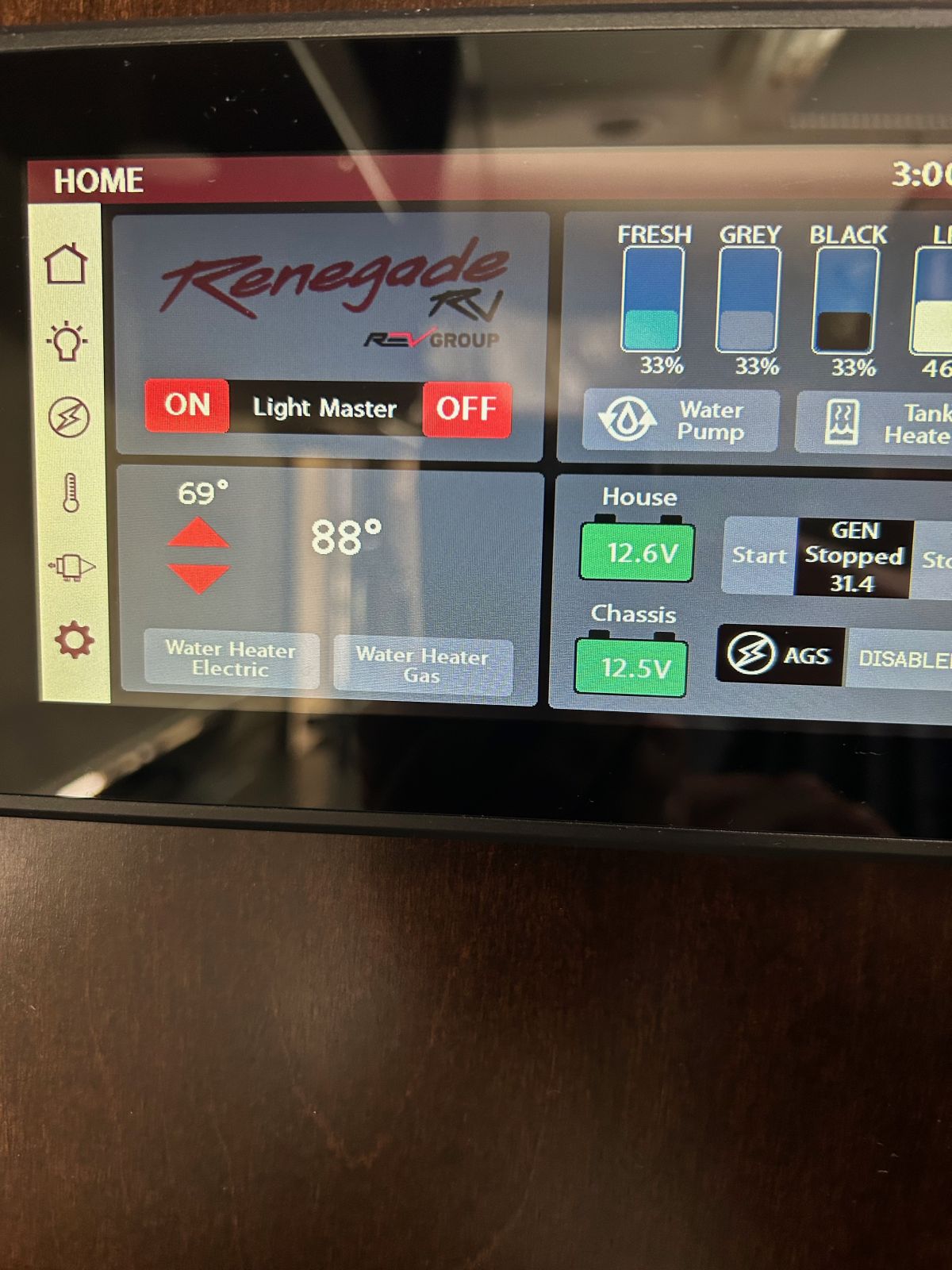 2021 Renegade Vienna 25VRMC - National Vehicle