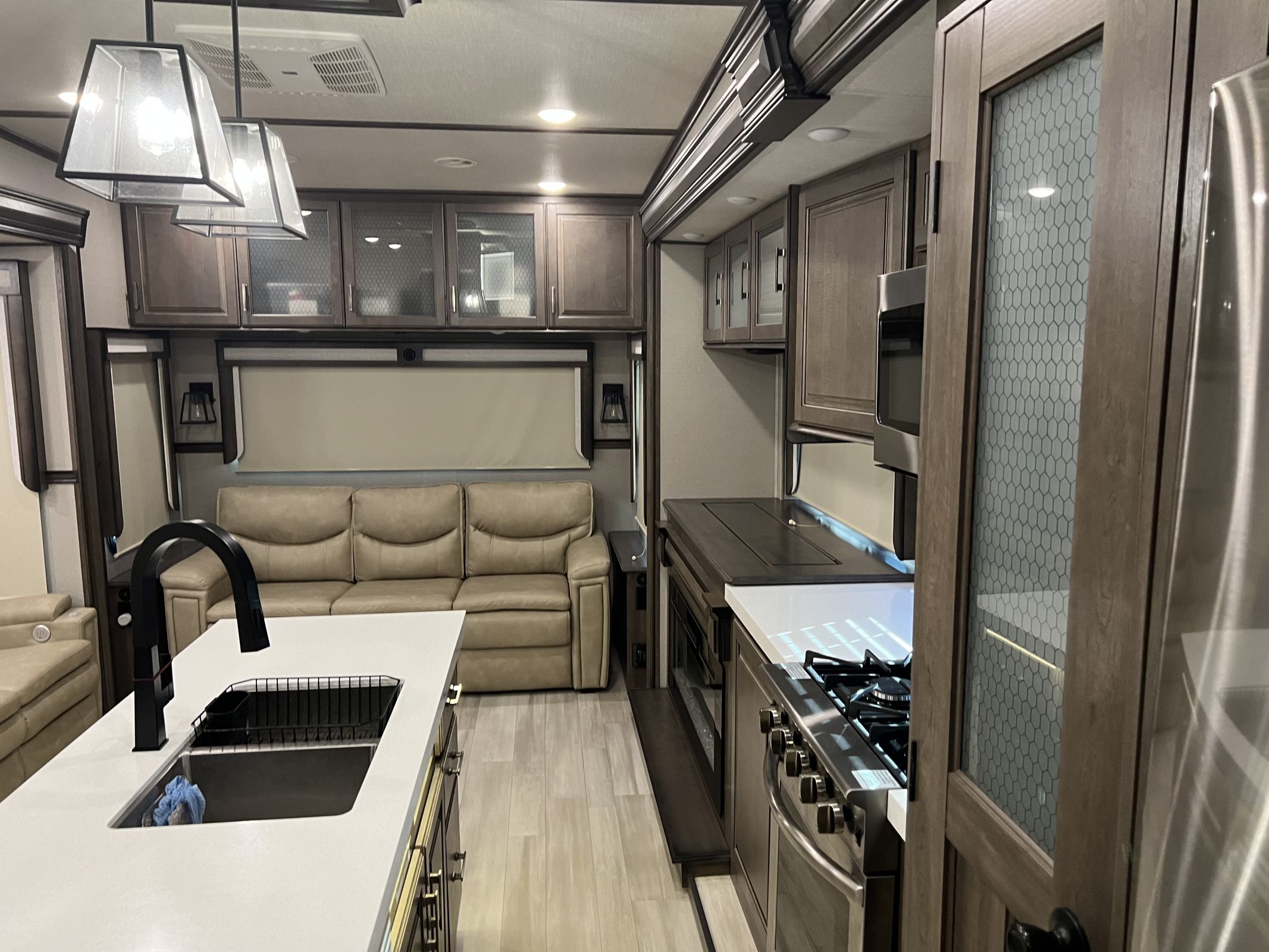 2021 Grand Design Solitude 373FB-R - National Vehicle