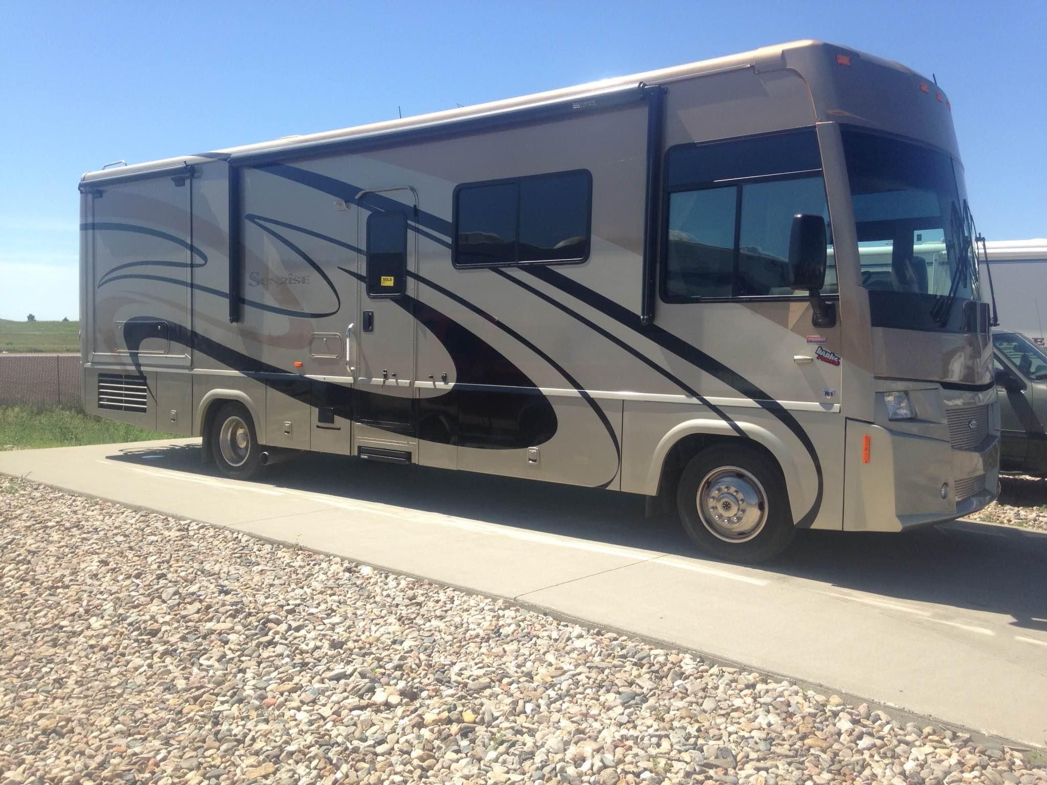 2008 Itasca Sunrise 32H - National Vehicle