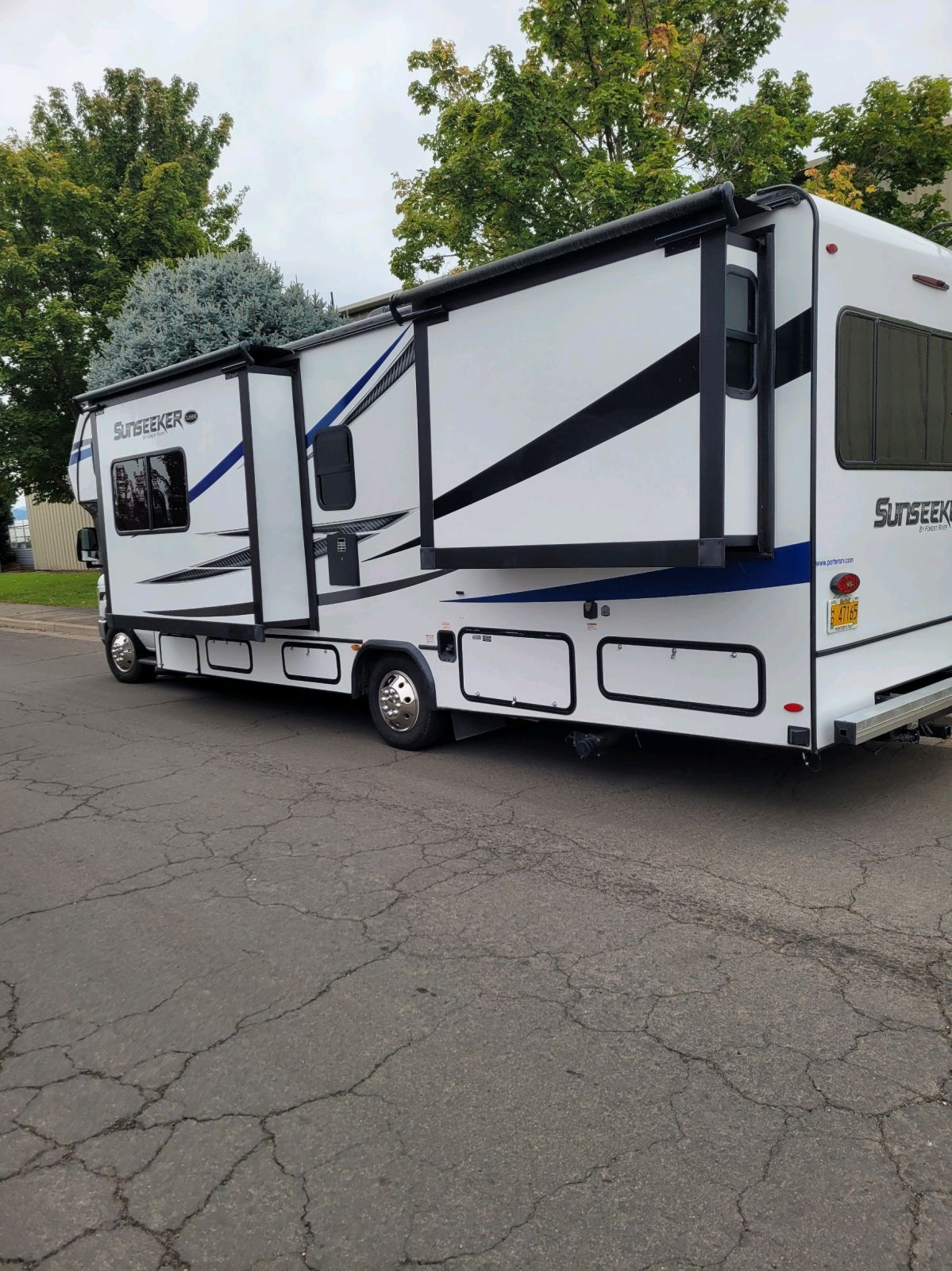 2022 Forest River Sunseeker Classic 2860DS - National Vehicle