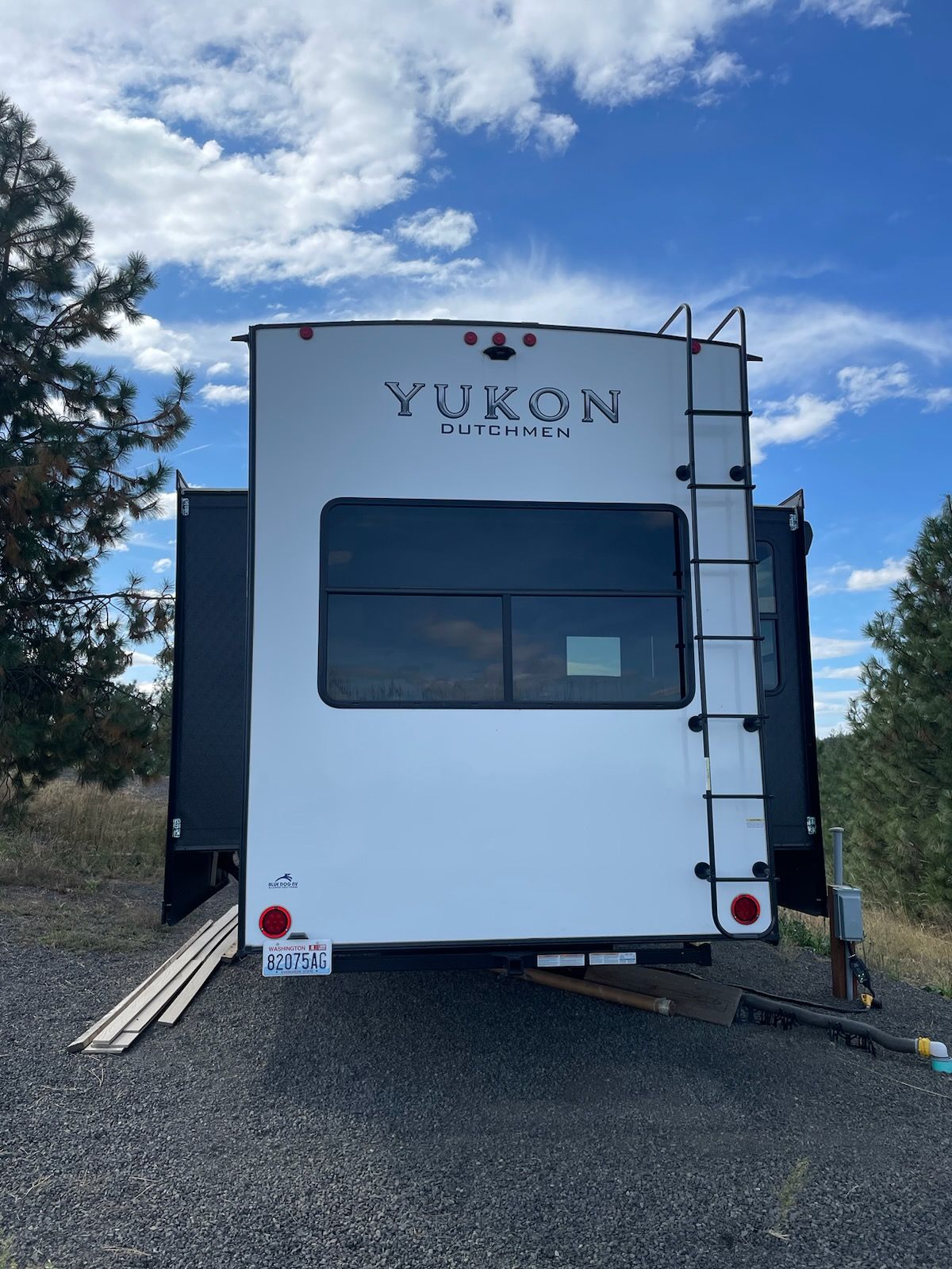 2021 Dutchmen Yukon 400RL - National Vehicle