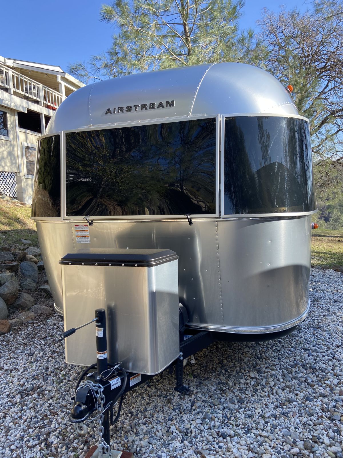 2022 Airstream Bambi 19CB - National Vehicle
