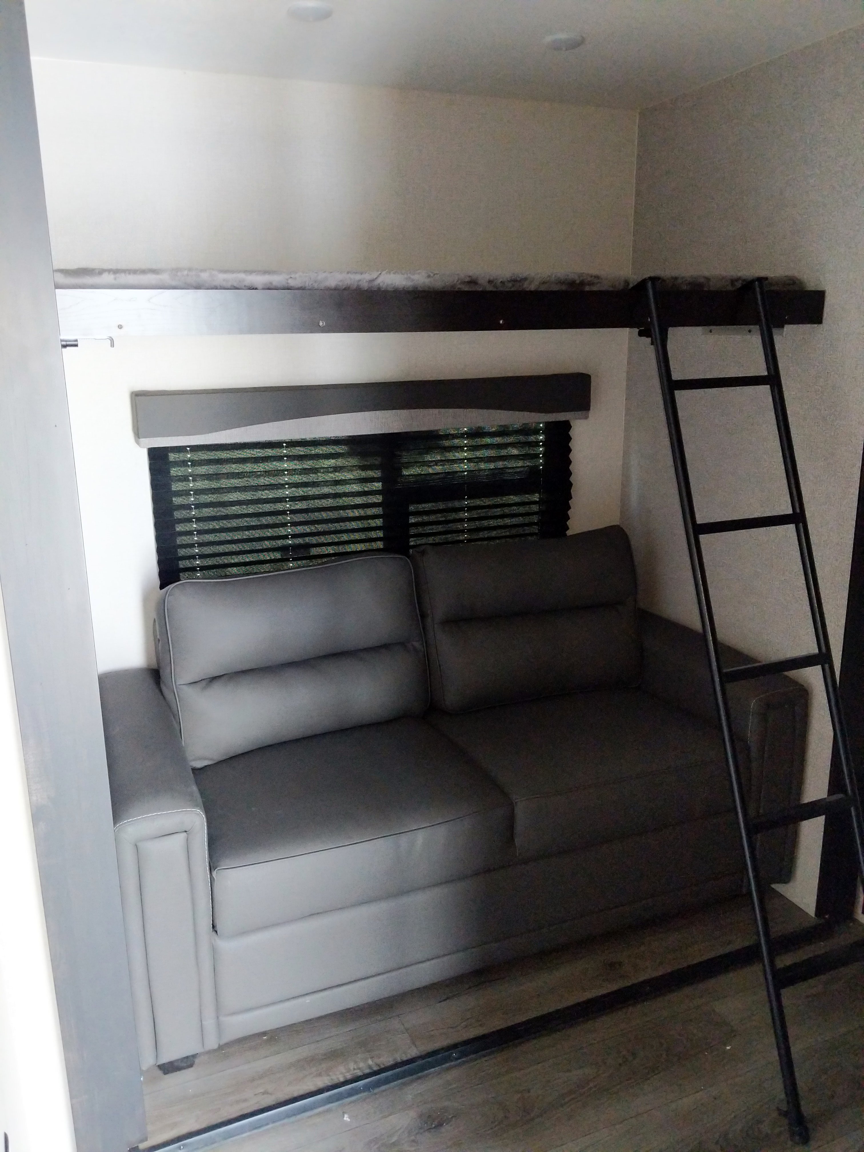 2021 Starcraft Telluride 338MBH - National Vehicle