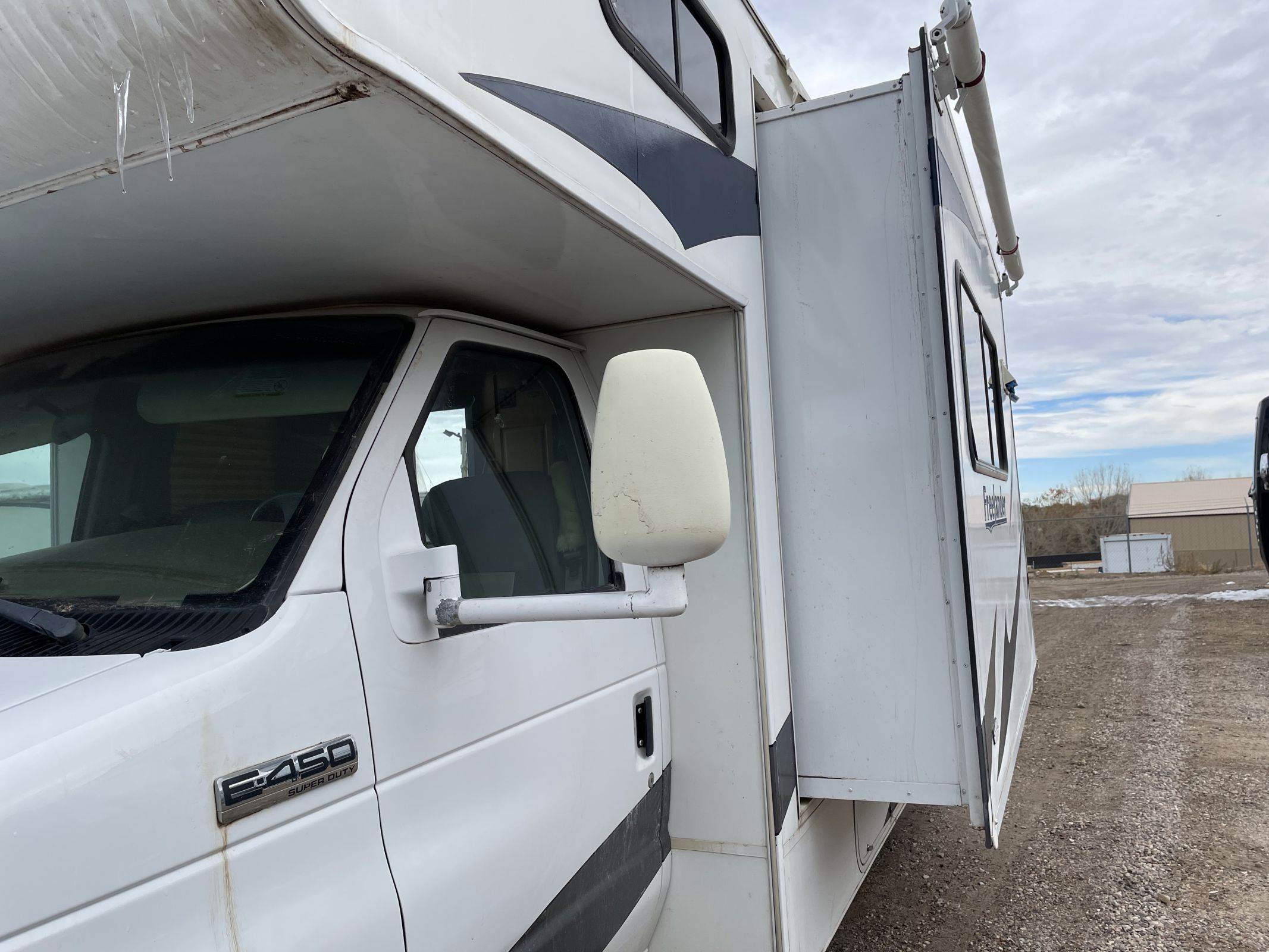 2007 Coachmen Freelander 3100SO - National Vehicle