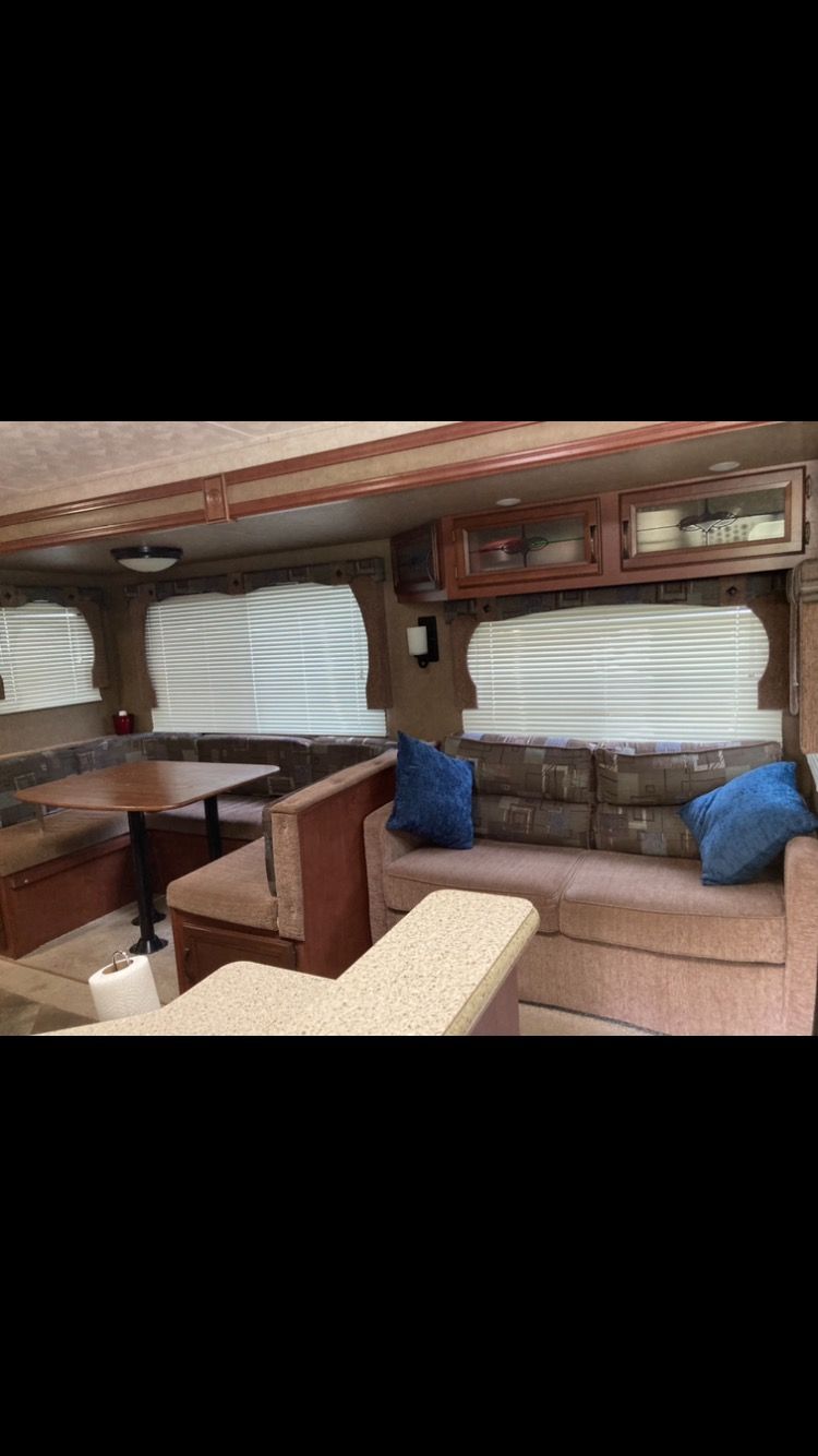 2014 Palomino by Forest River Puma 30DBSS - National Vehicle