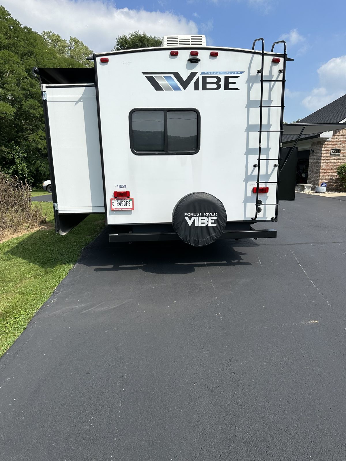 2022 Forest River Vibe 34BH - National Vehicle