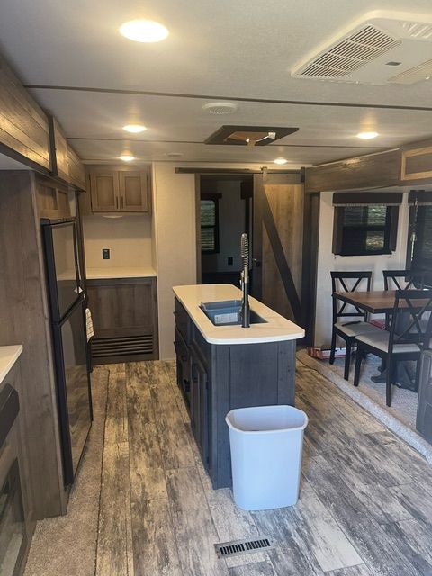 2020 Keystone Sprinter Limited 341BIK - National Vehicle