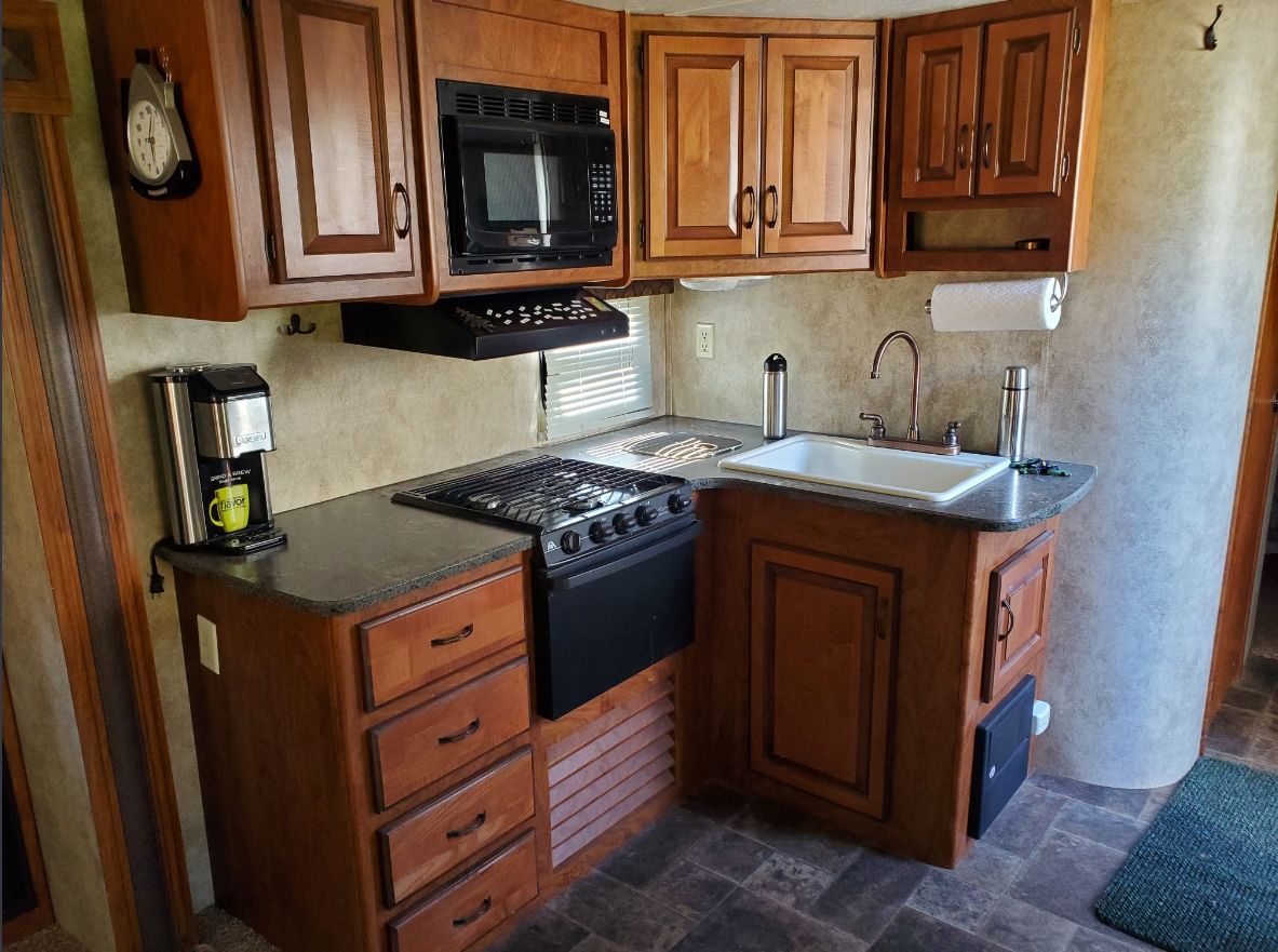 2013 Keystone Laredo 308RE - National Vehicle