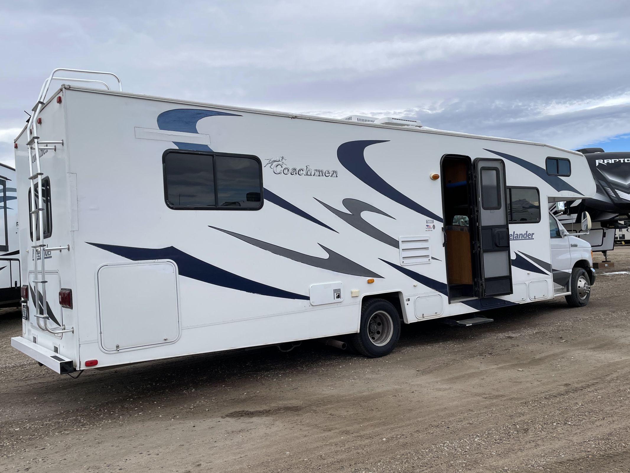 2007 Coachmen Freelander 3100SO - National Vehicle